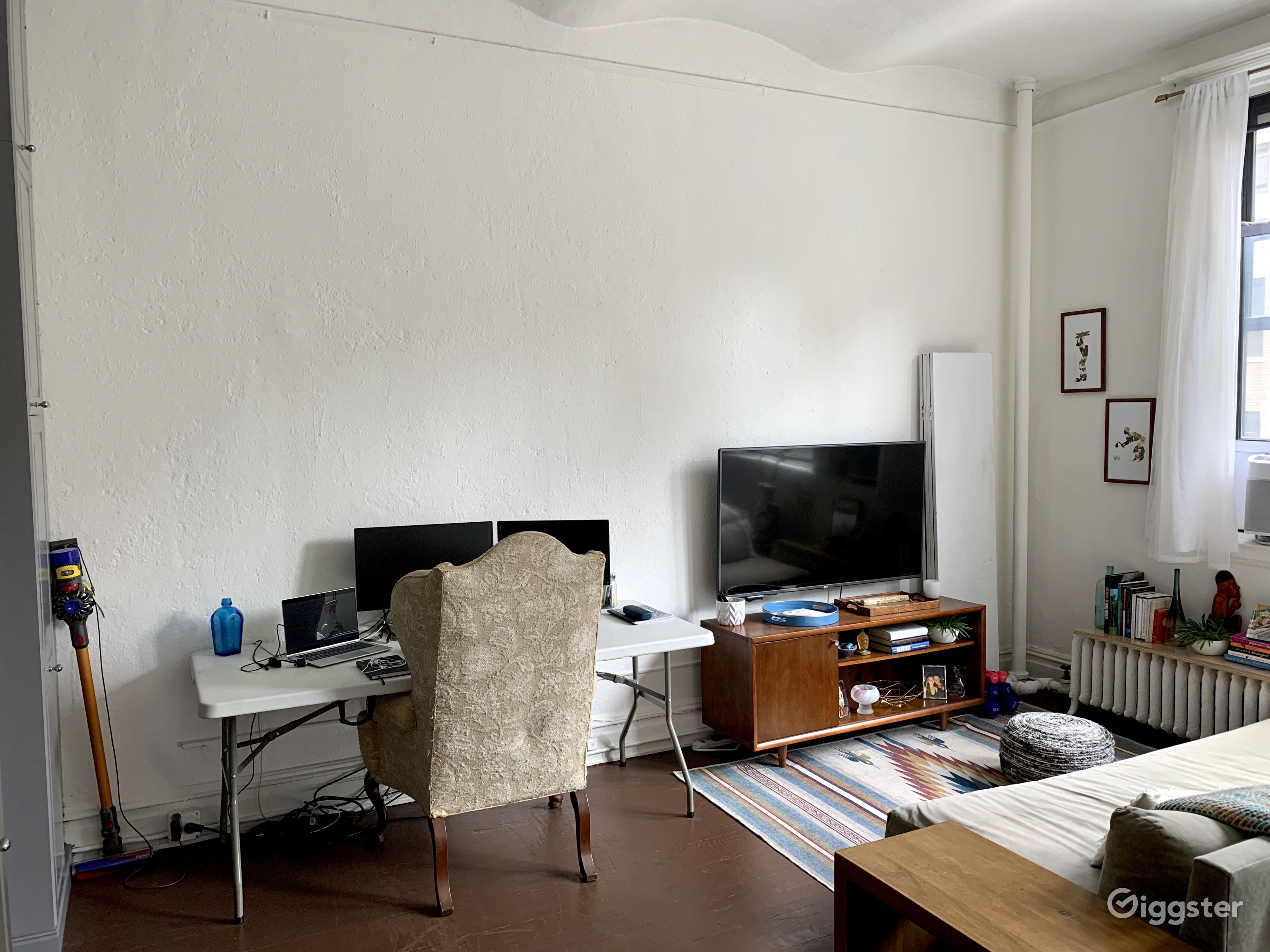 West Village Studio Apartment with High Ceilings | Rent this location ...