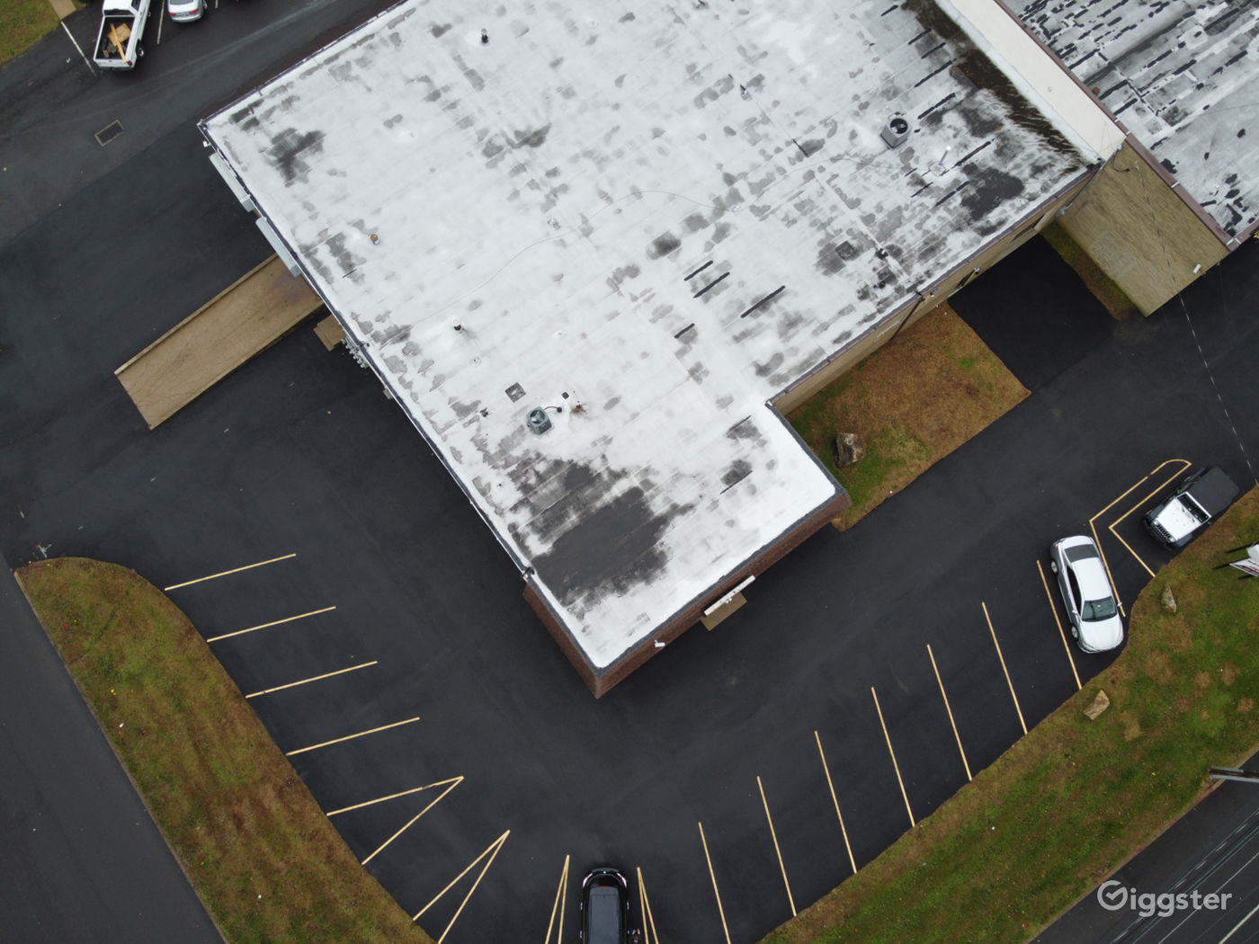 6,000 sq foot warehouse outside of Philadelphia | Rent this location on ...