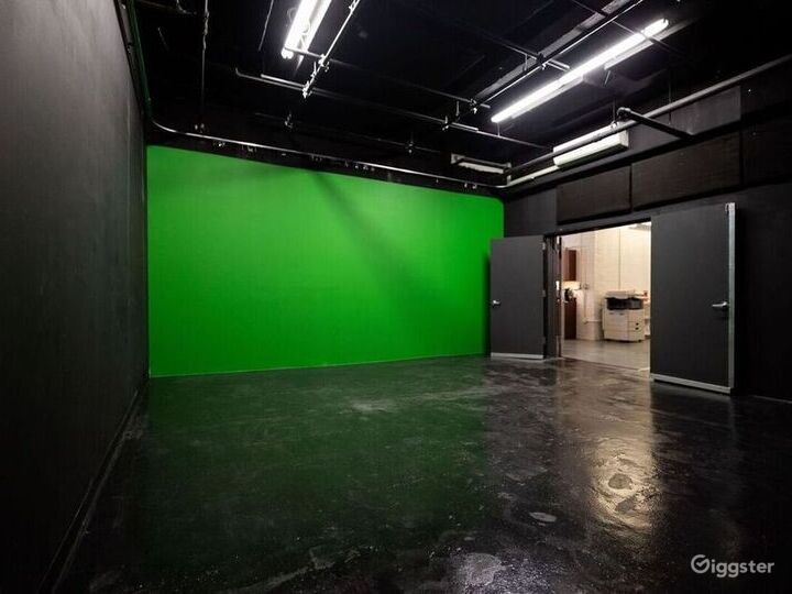 Black Box Production Studio | Rent this location on Giggster
