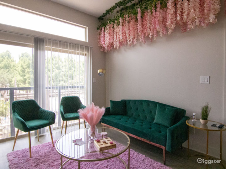 Pink-ish Pink Retreat in Downtown Dallas | Rent this location on Giggster