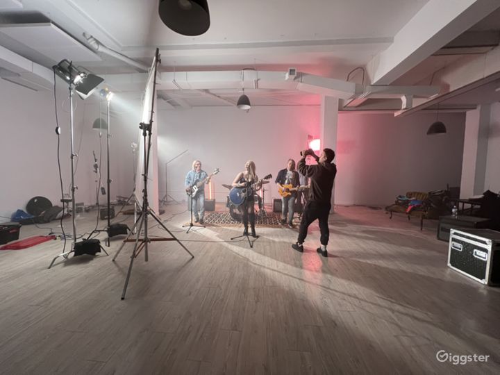 Versatile Multipurpose Studio Space | Rent this location on Giggster