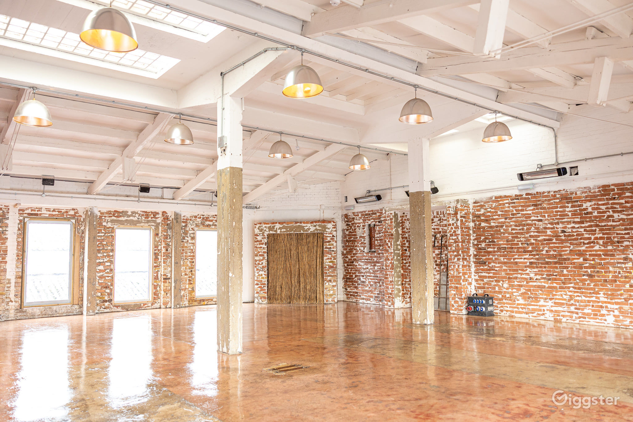 Historic Warehouse in Hackney Wick | Rent this location on Giggster
