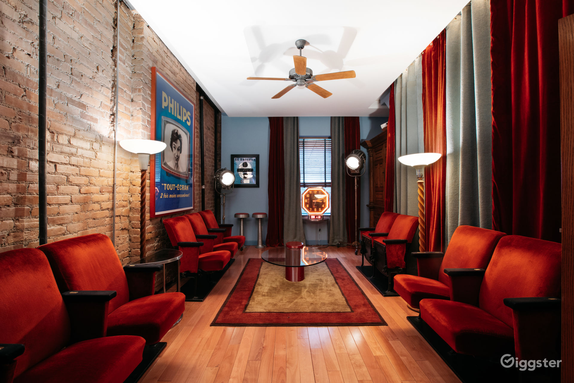 EXCEPTIONAL ART DECO DESIGNED NYC TOWNHOUSE | Rent this location on ...