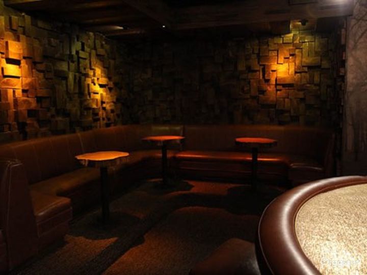 Unique Cocktail Lounge and Bar | Rent this location on Giggster