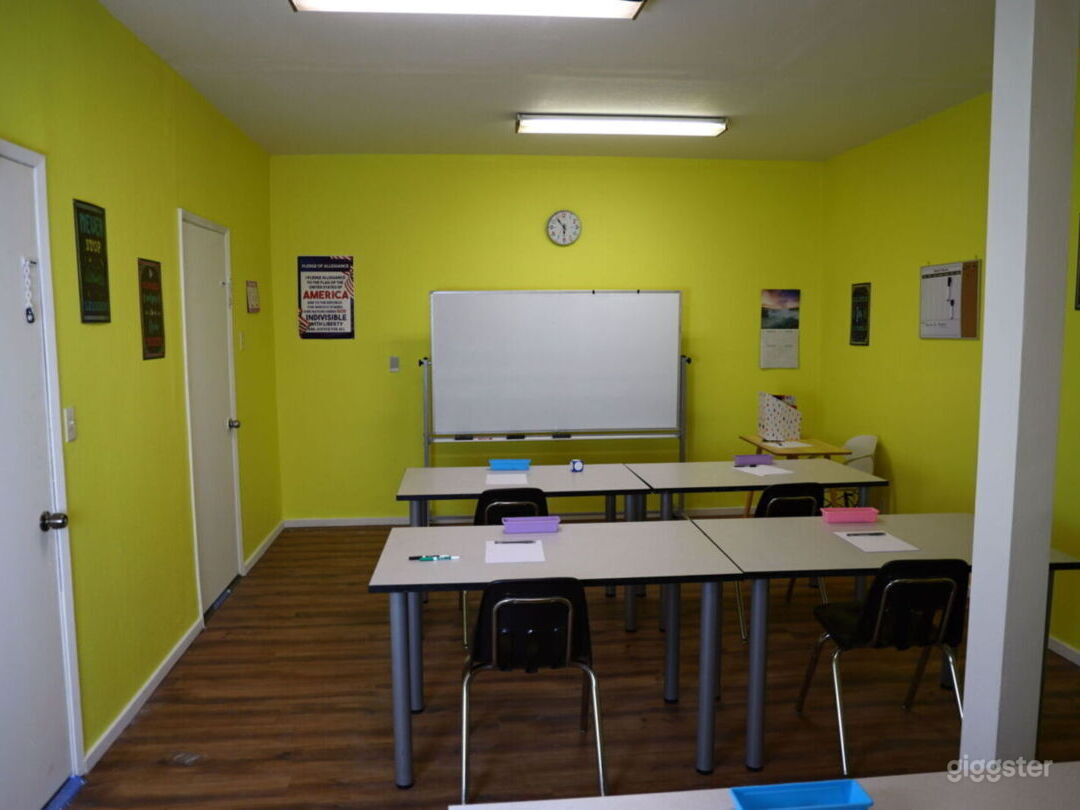 Production Ready Classroom Studio Set Near DTLA | Rent this location on ...