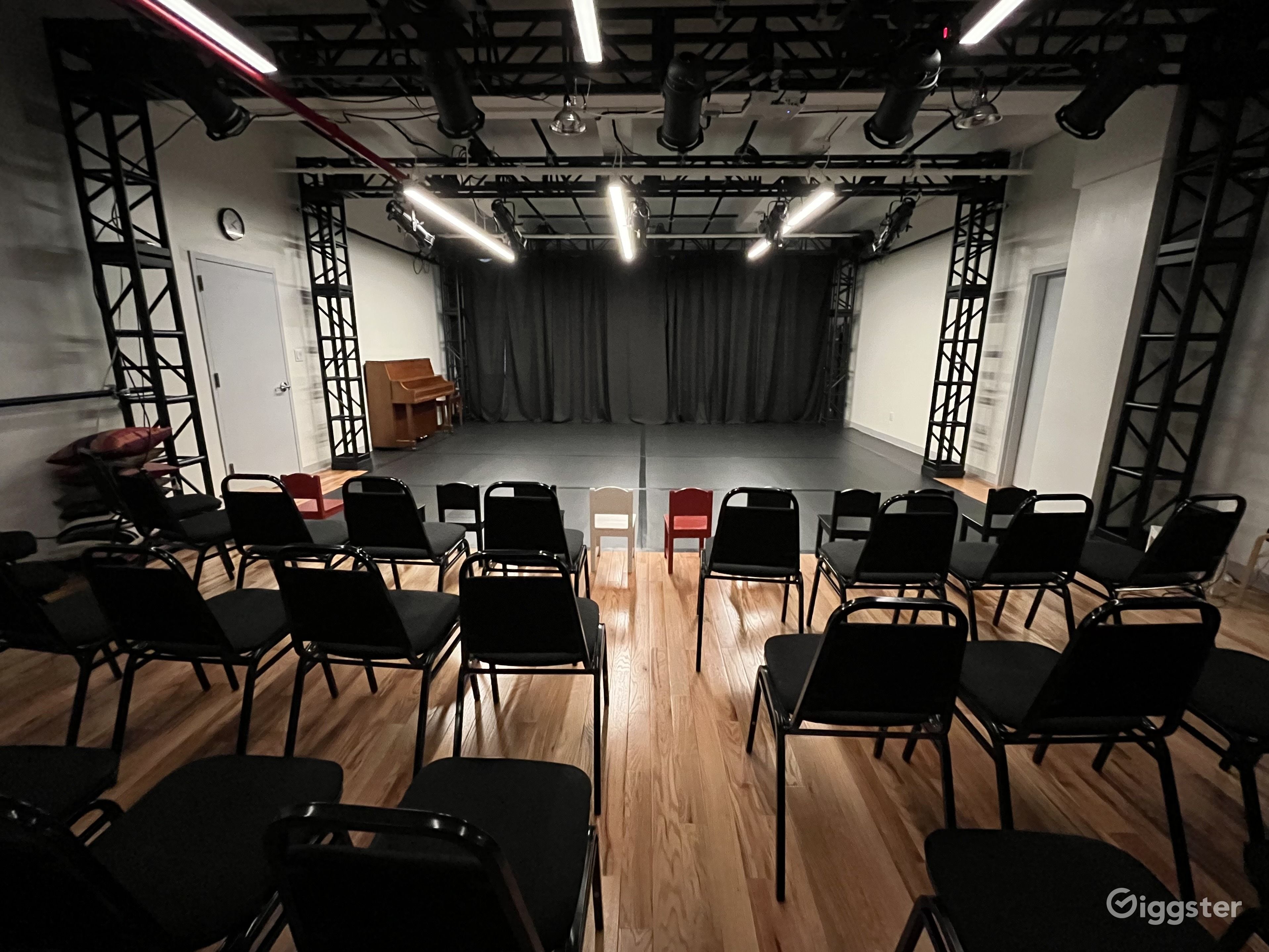 Midtown Flexible Studio Space | Rent this location on Giggster
