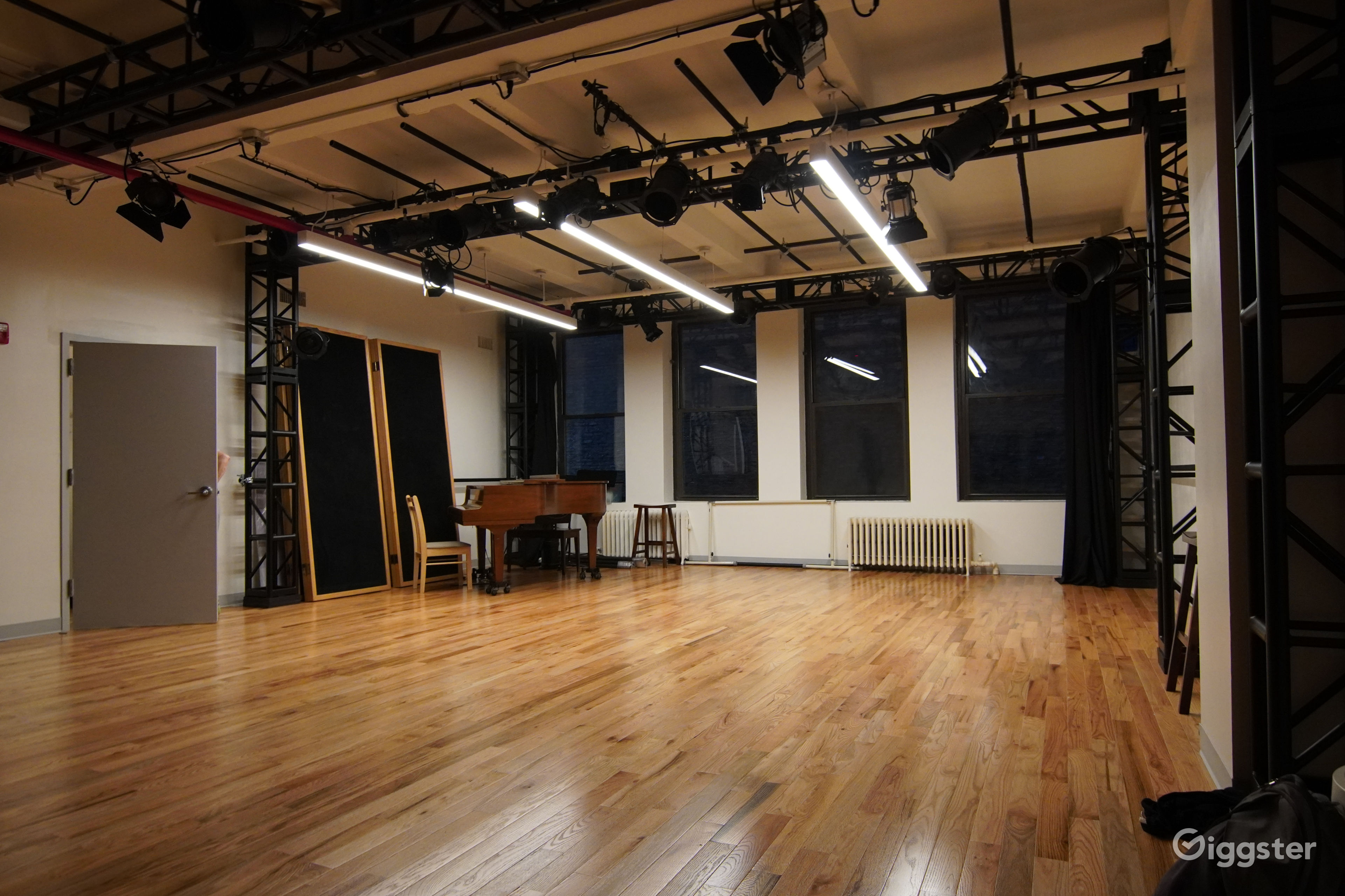 Midtown Flexible Studio Space | Rent this location on Giggster