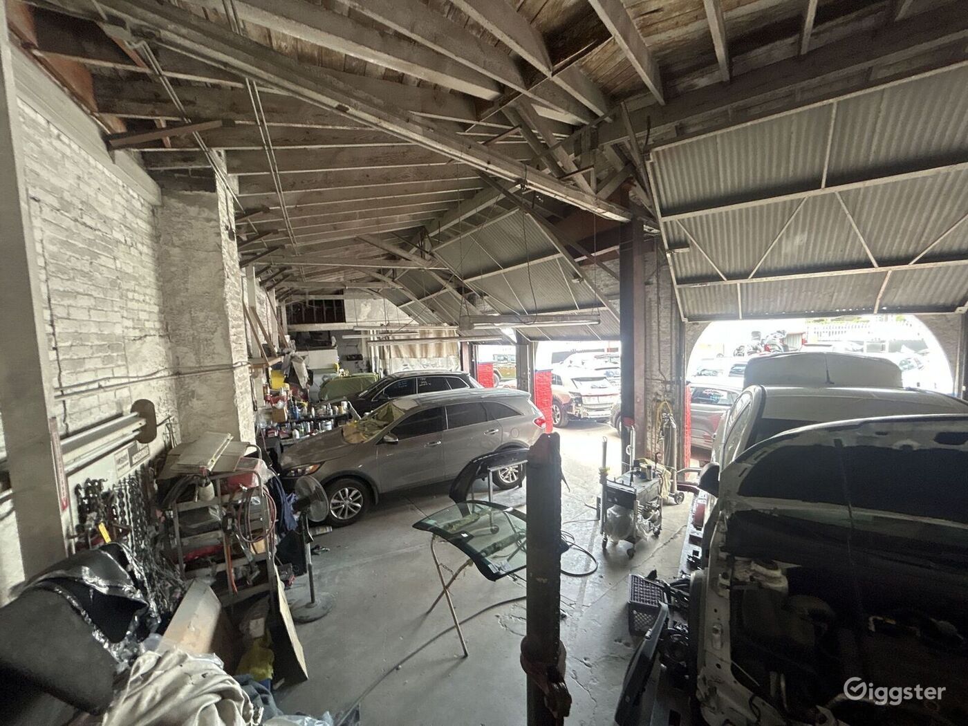 Auto Body Shop, Mechanic Shop | Rent this location on Giggster