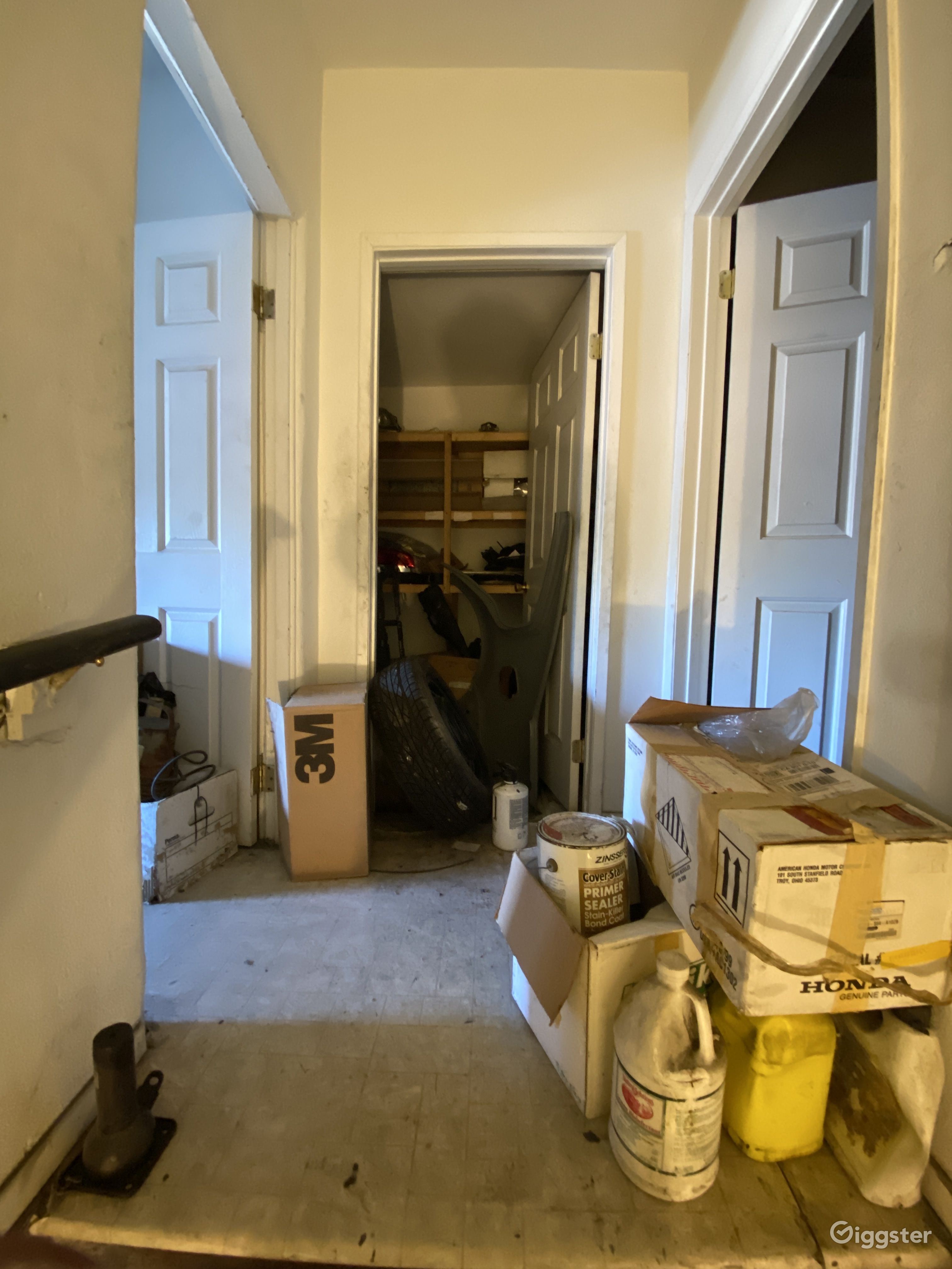 Auto Body Shop, Mechanic Shop | Rent this location on Giggster