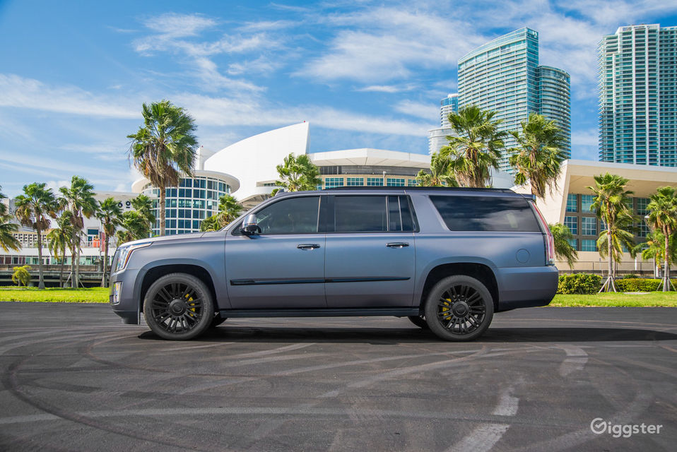 Cadillac Escalade Esv Platinum Custom Wrap Exotic Rent This Location On Giggster