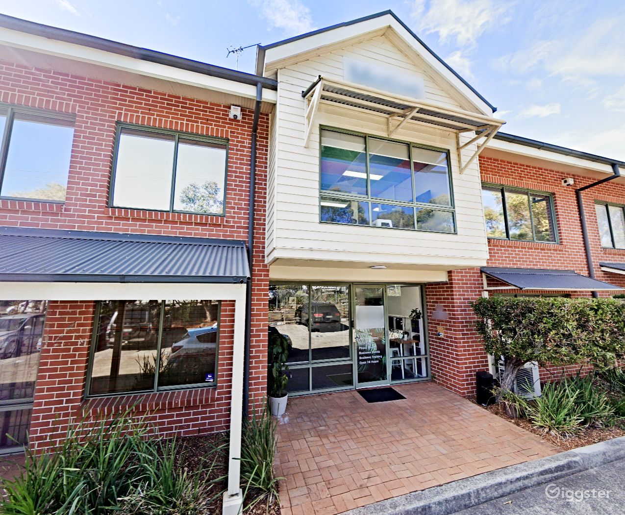 Fishbowl Meeting Room | Rent this location on Giggster