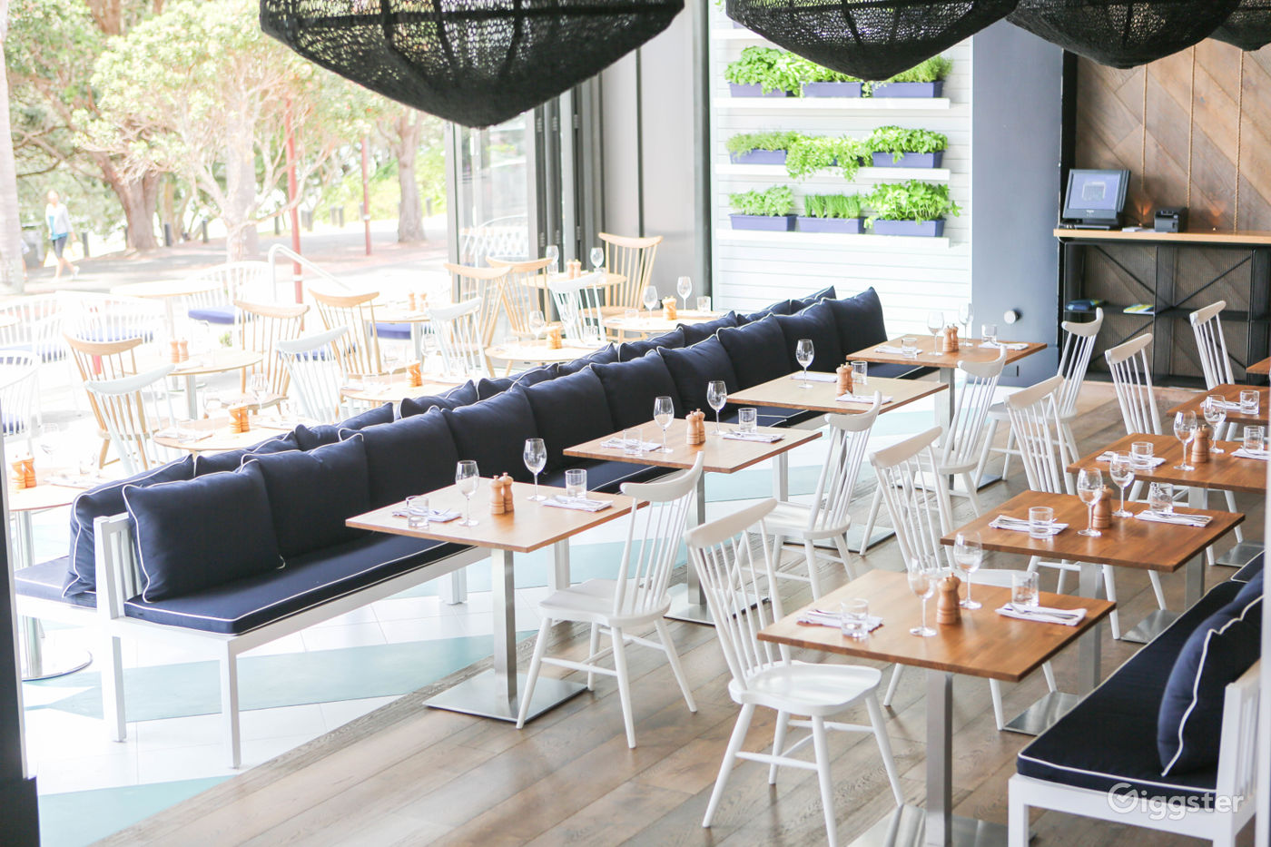 Takapuna Beachfront Bar & Eatery | Rent this location on Giggster
