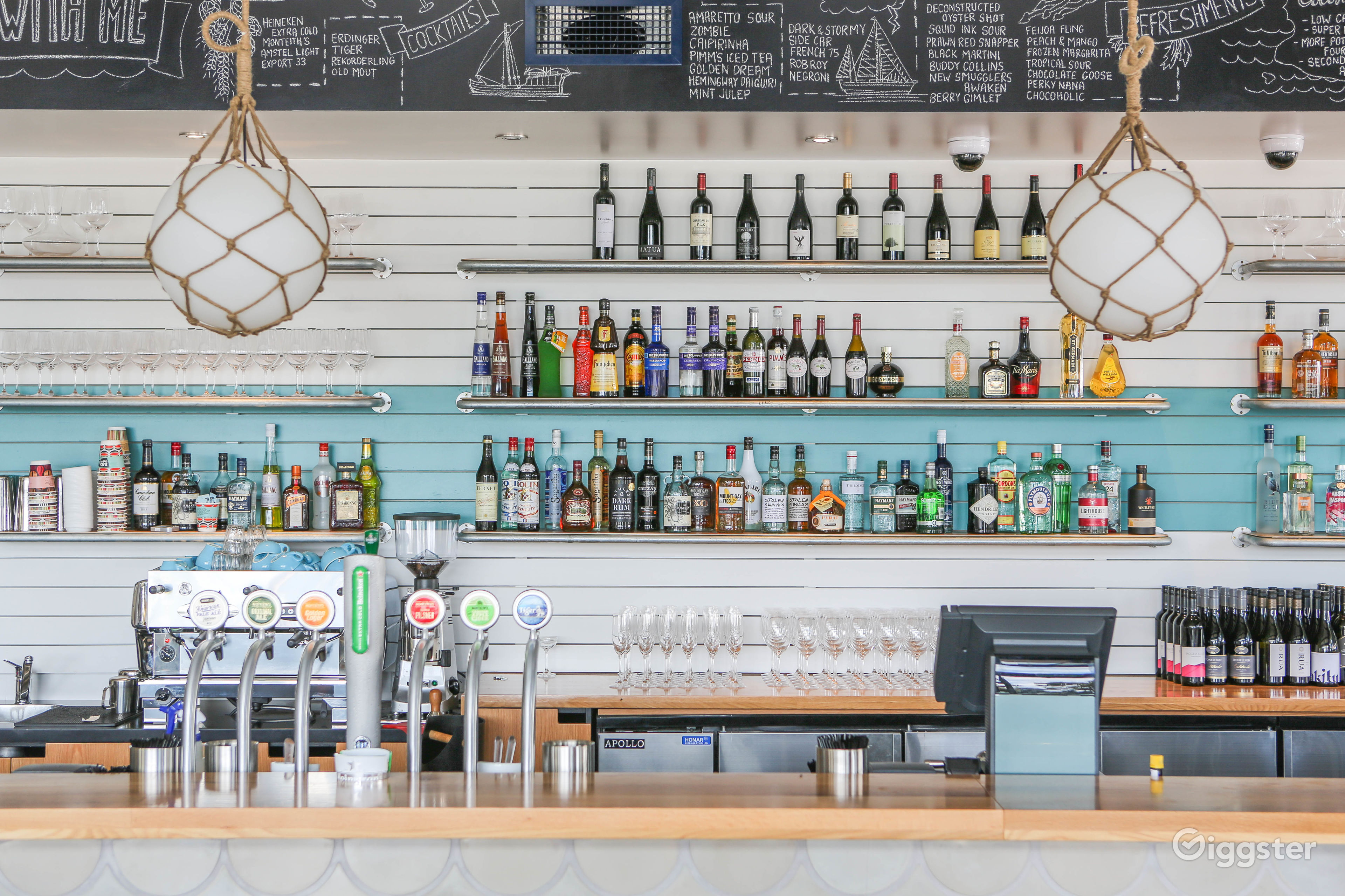 Takapuna Beachfront Bar & Eatery | Rent this location on Giggster