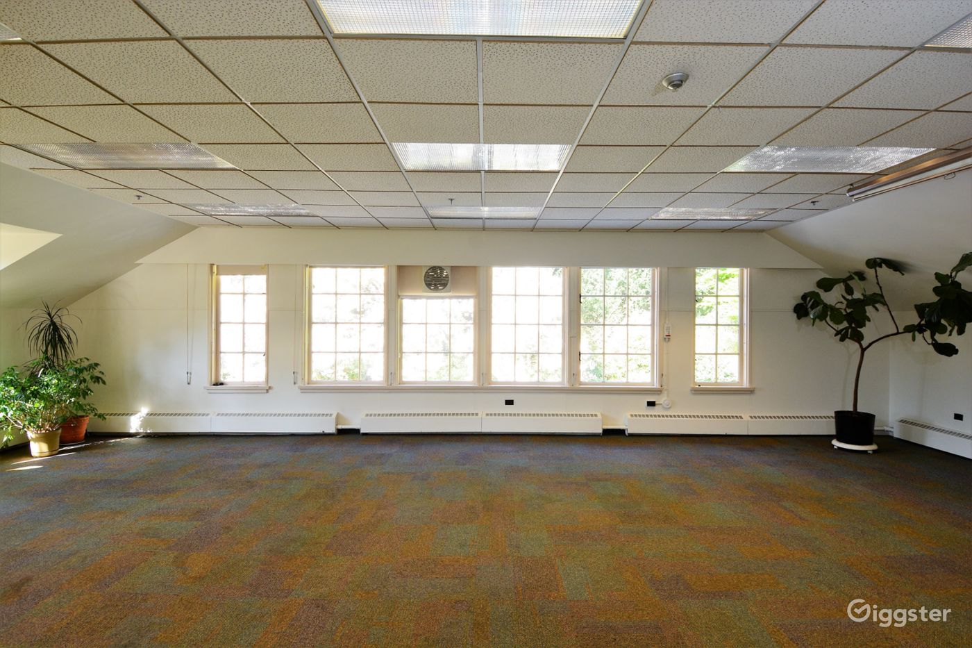 Flexible Event Space In Stanley Park | Rent this location on Giggster