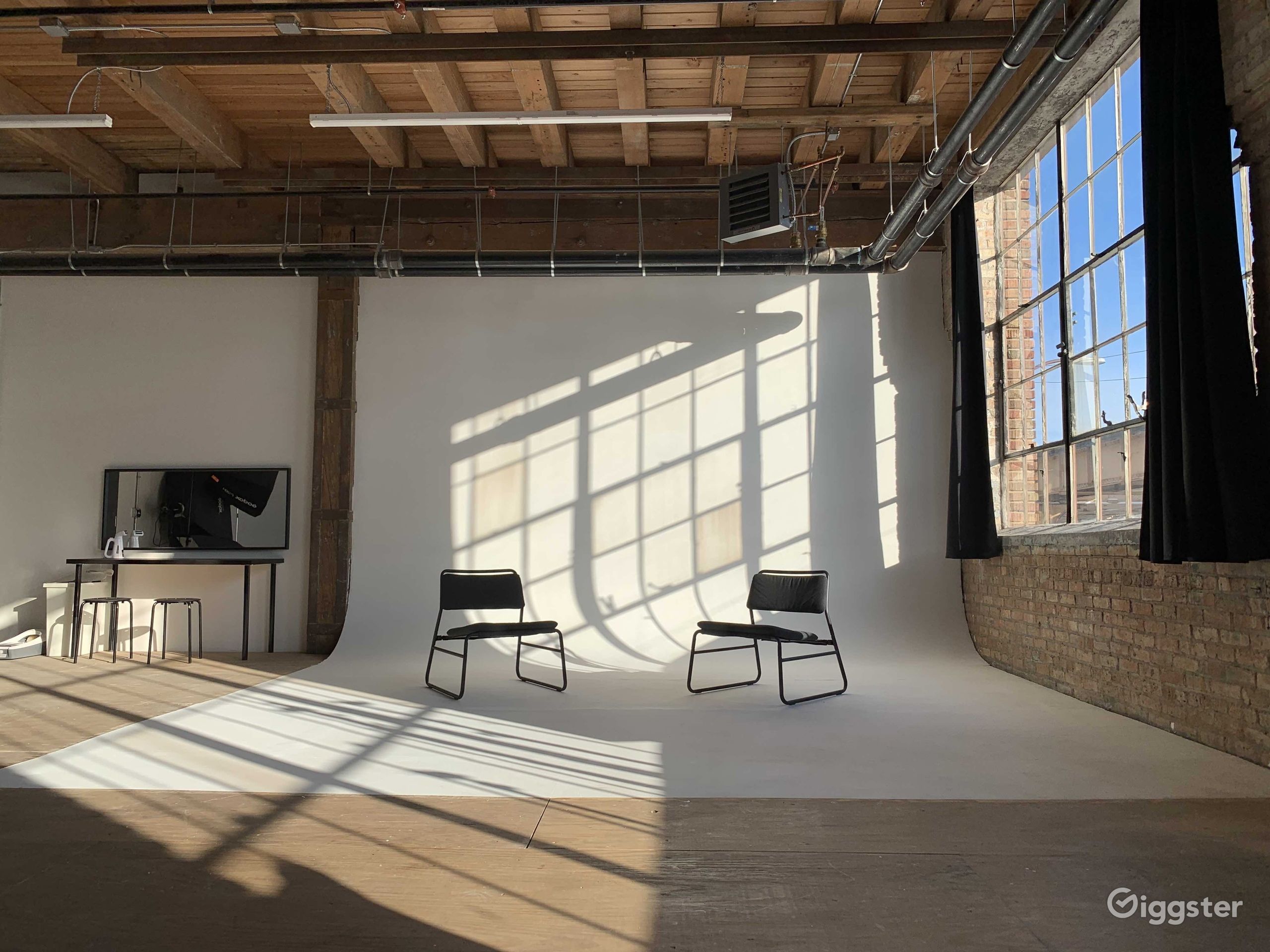 The BEST Photo Studio venues for rent in Chicago, IL | Giggster