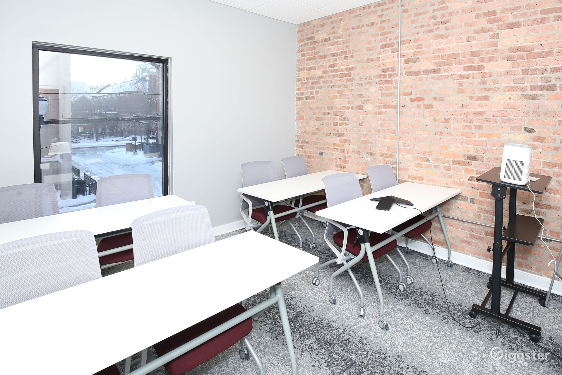 The BEST 10 Conference Room spaces to rent near me | Giggster