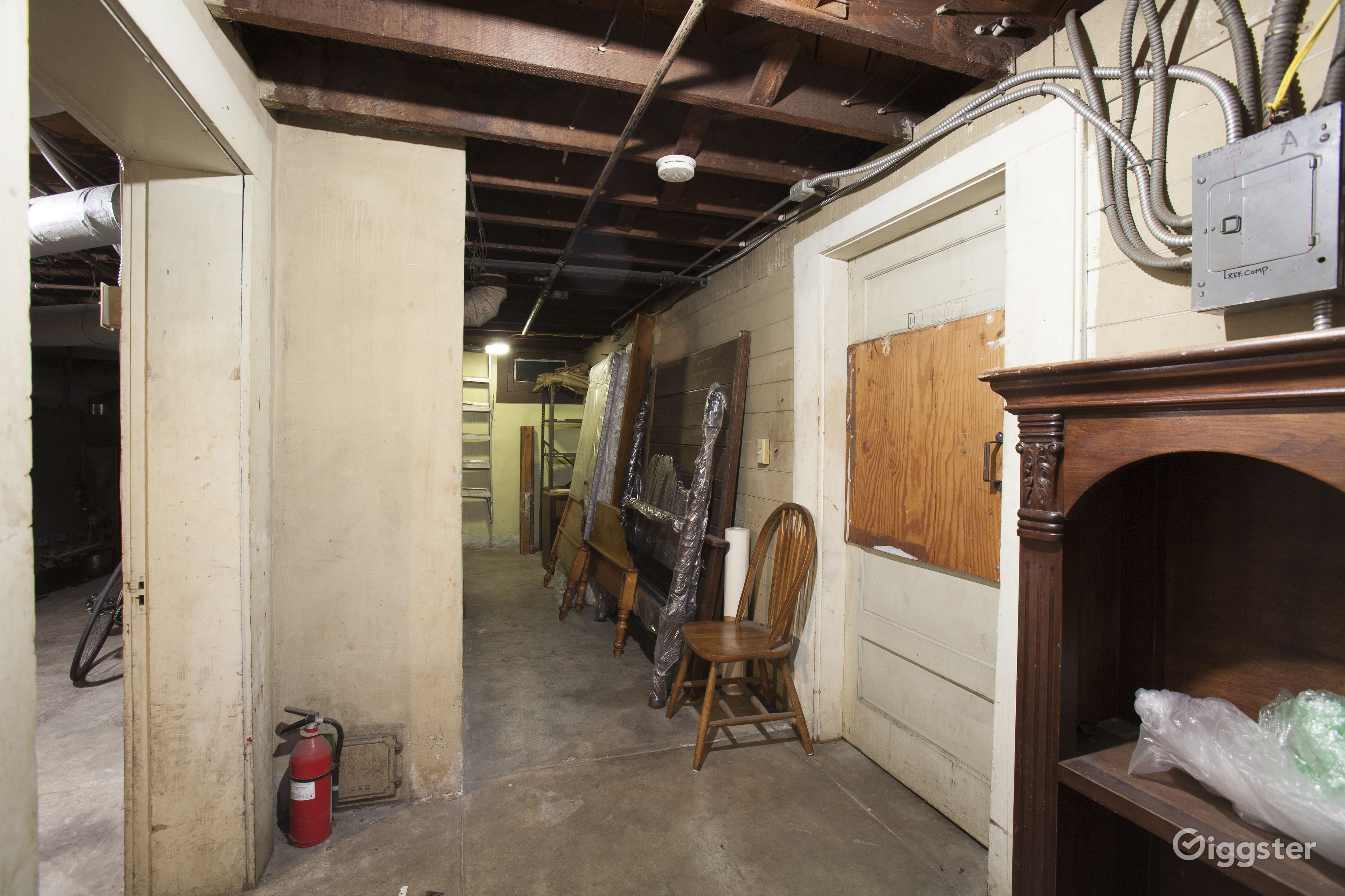 Boyle-Barmore House | Rent this location on Giggster