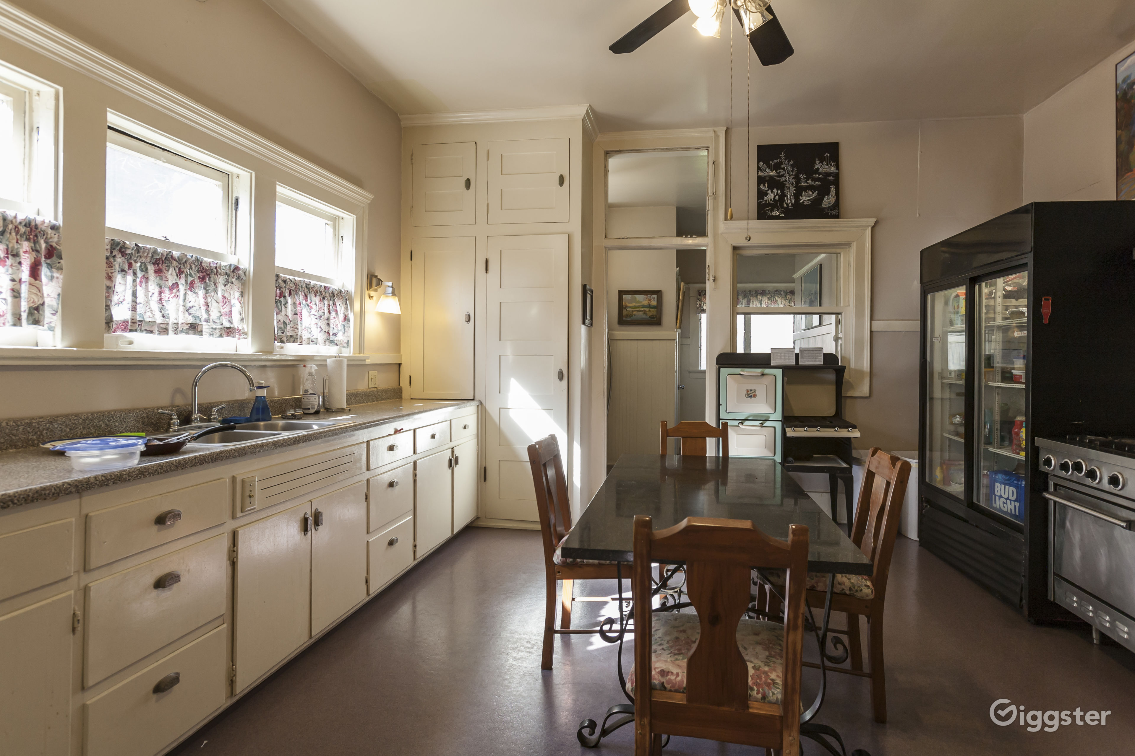 Boyle-Barmore House | Rent this location on Giggster