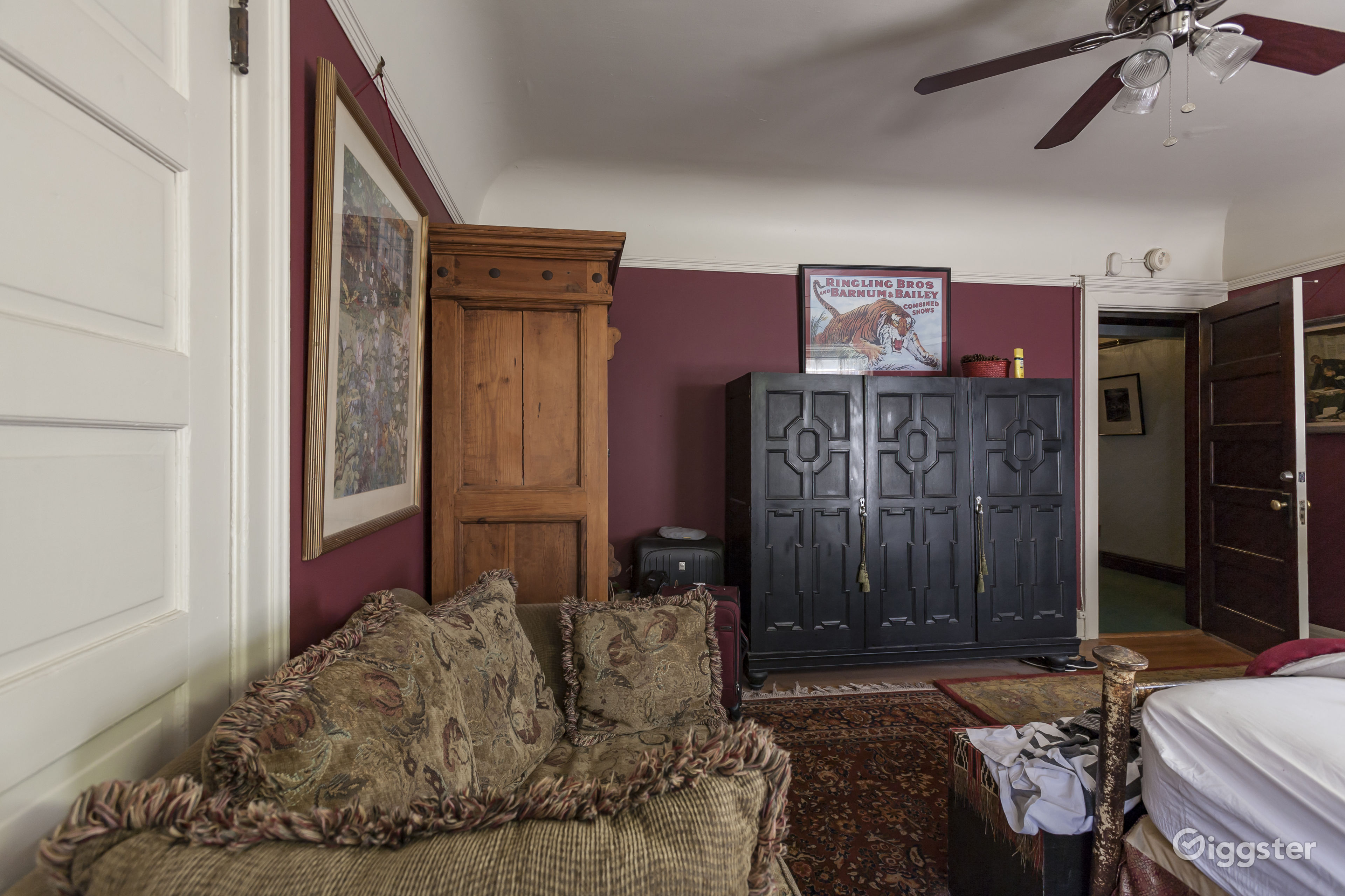Boyle-Barmore House | Rent this location on Giggster