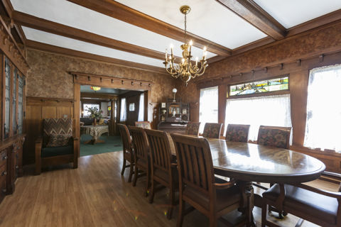 Boyle-Barmore House | Rent this location on Giggster