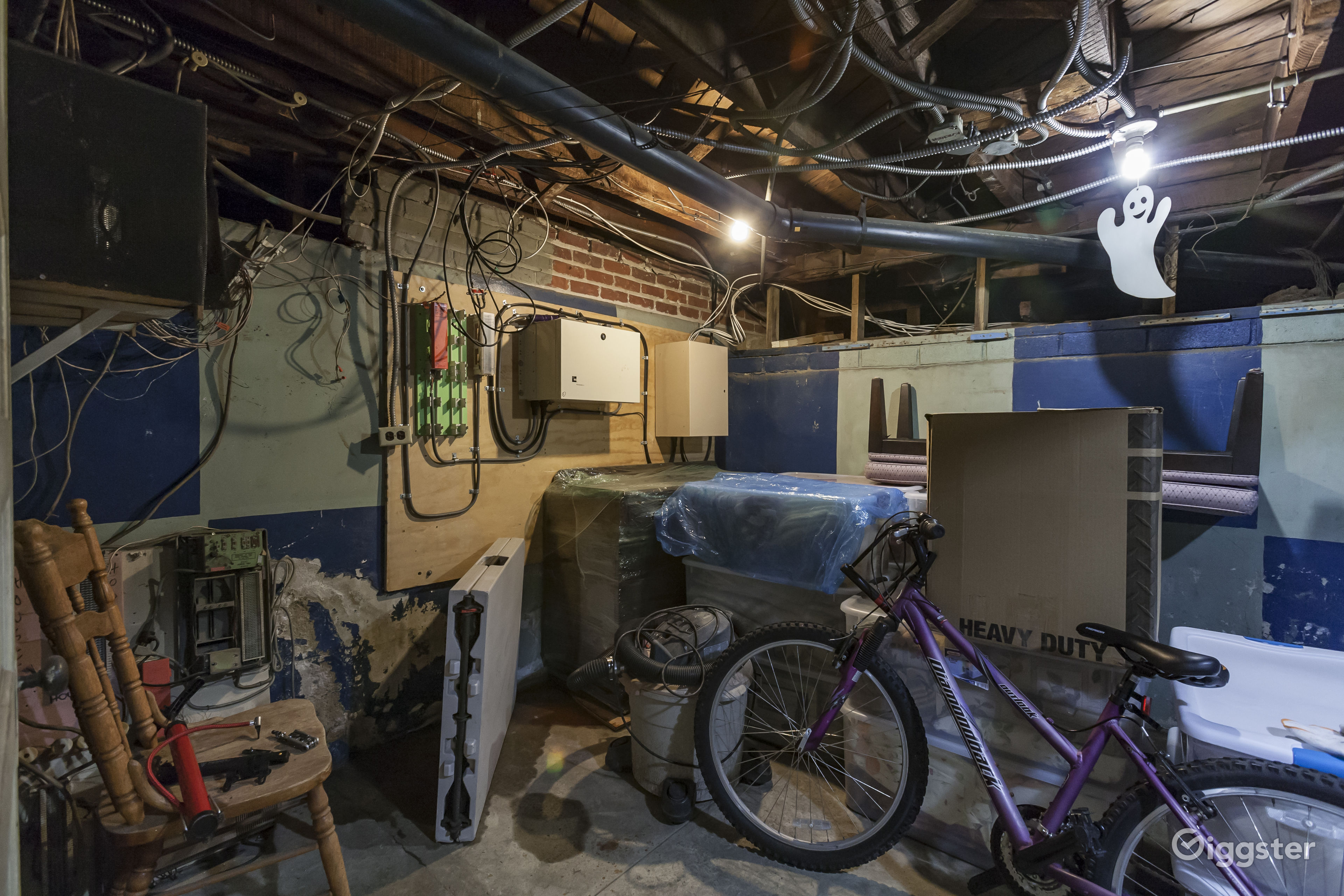 Boyle-Barmore House | Rent this location on Giggster
