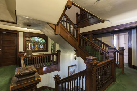 Boyle-Barmore House | Rent this location on Giggster