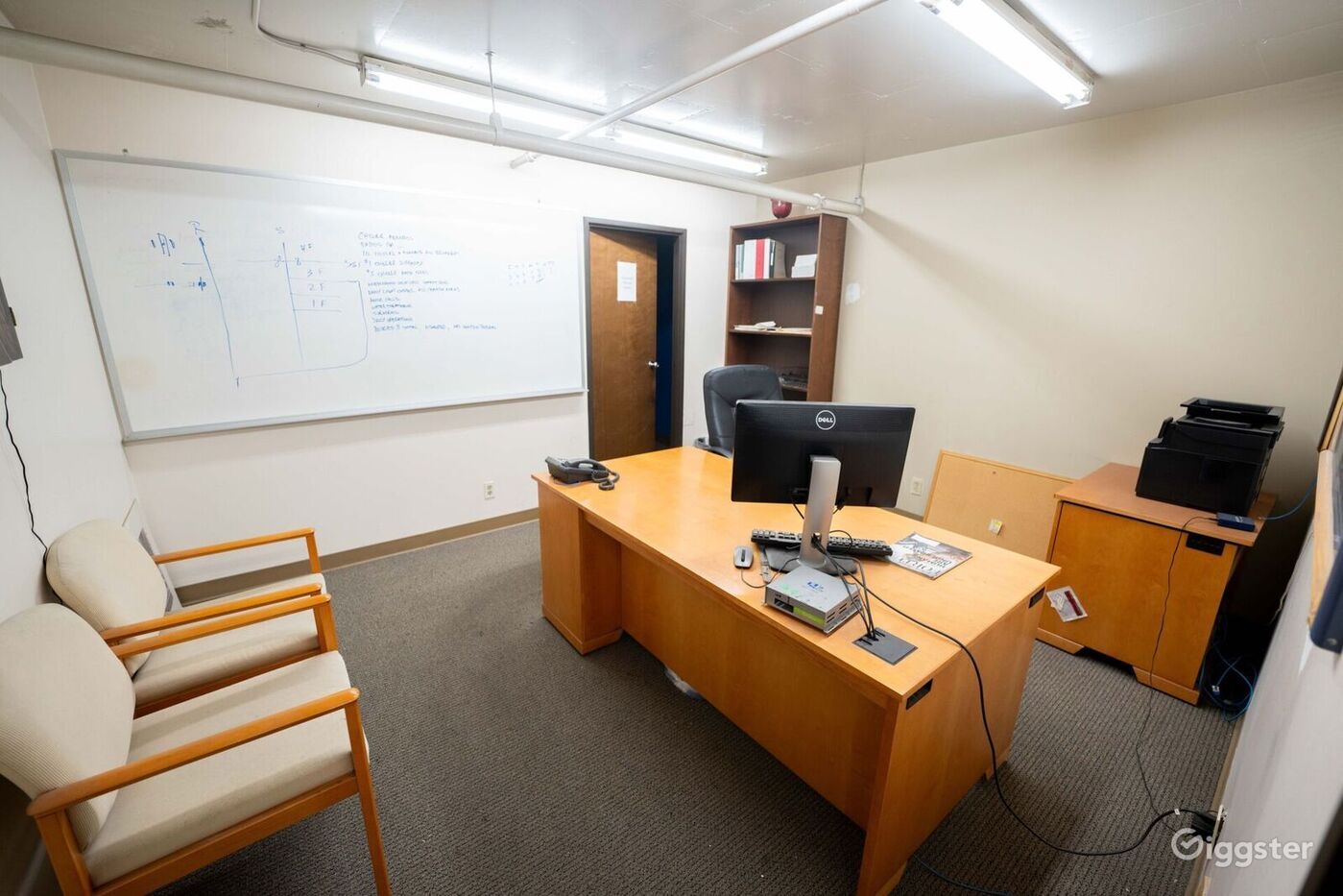 THE MAINTENANCE ROOM (LAX) | Rent this location on Giggster