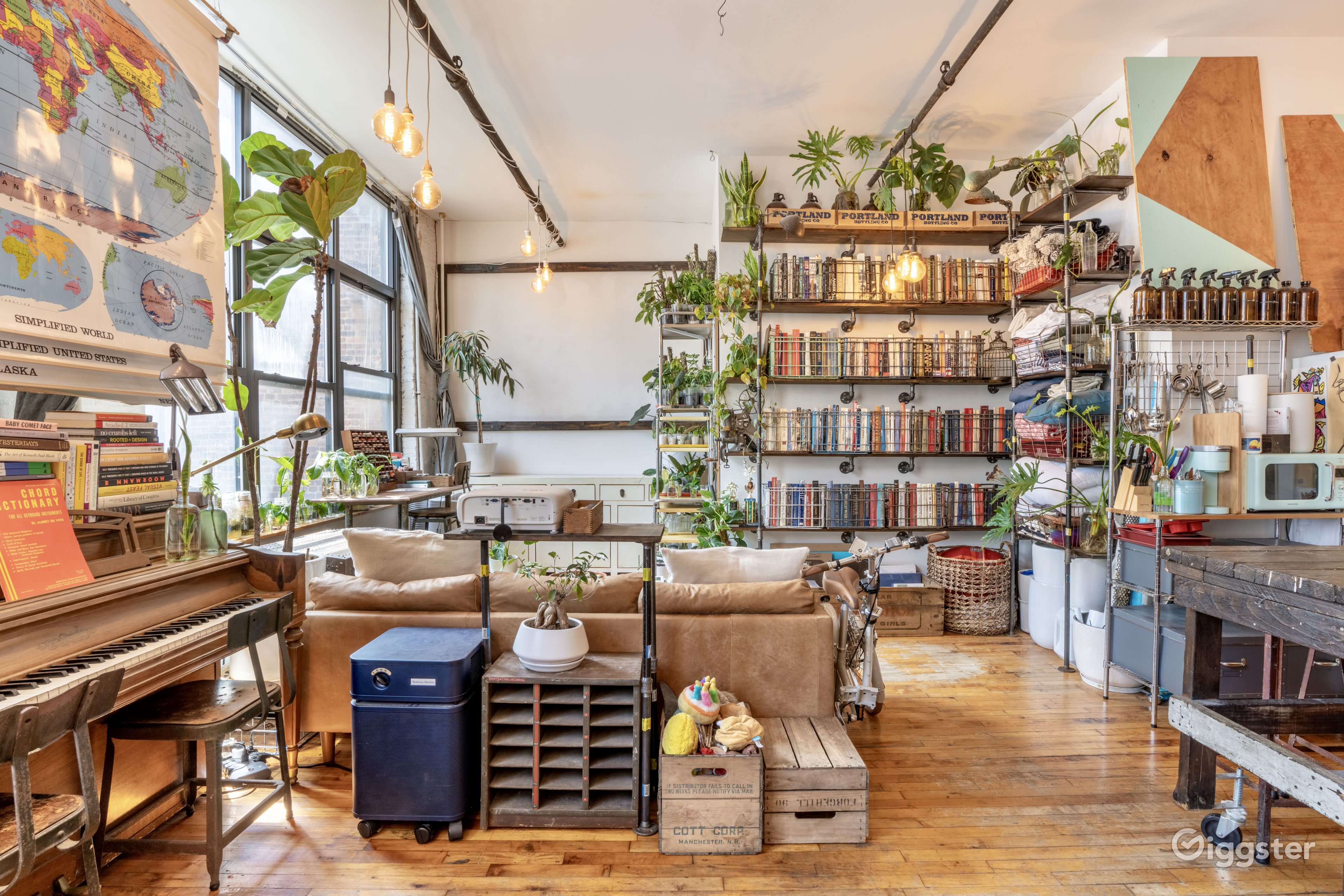Bushwick Warehouse Loft with Huge Windows | Rent this location on Giggster