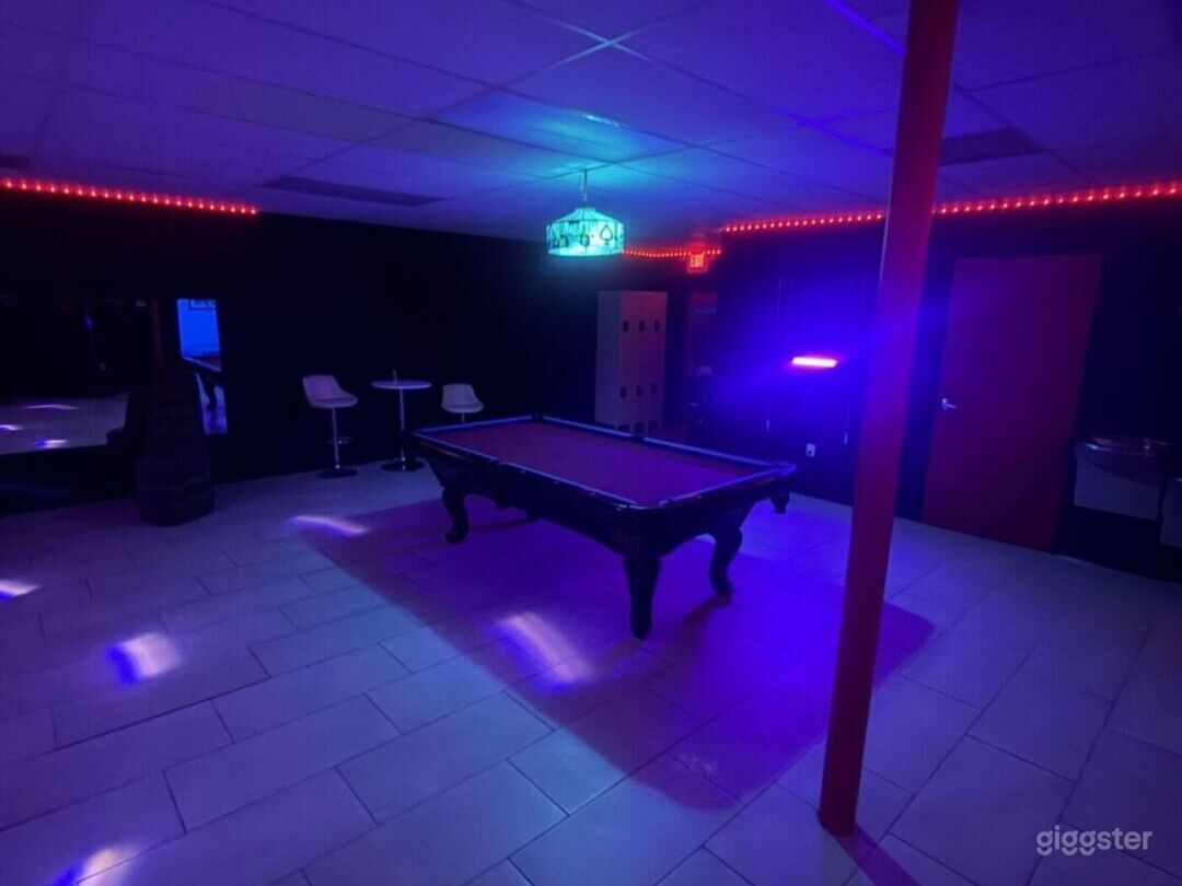 Huge event space night club | Rent this location on Giggster