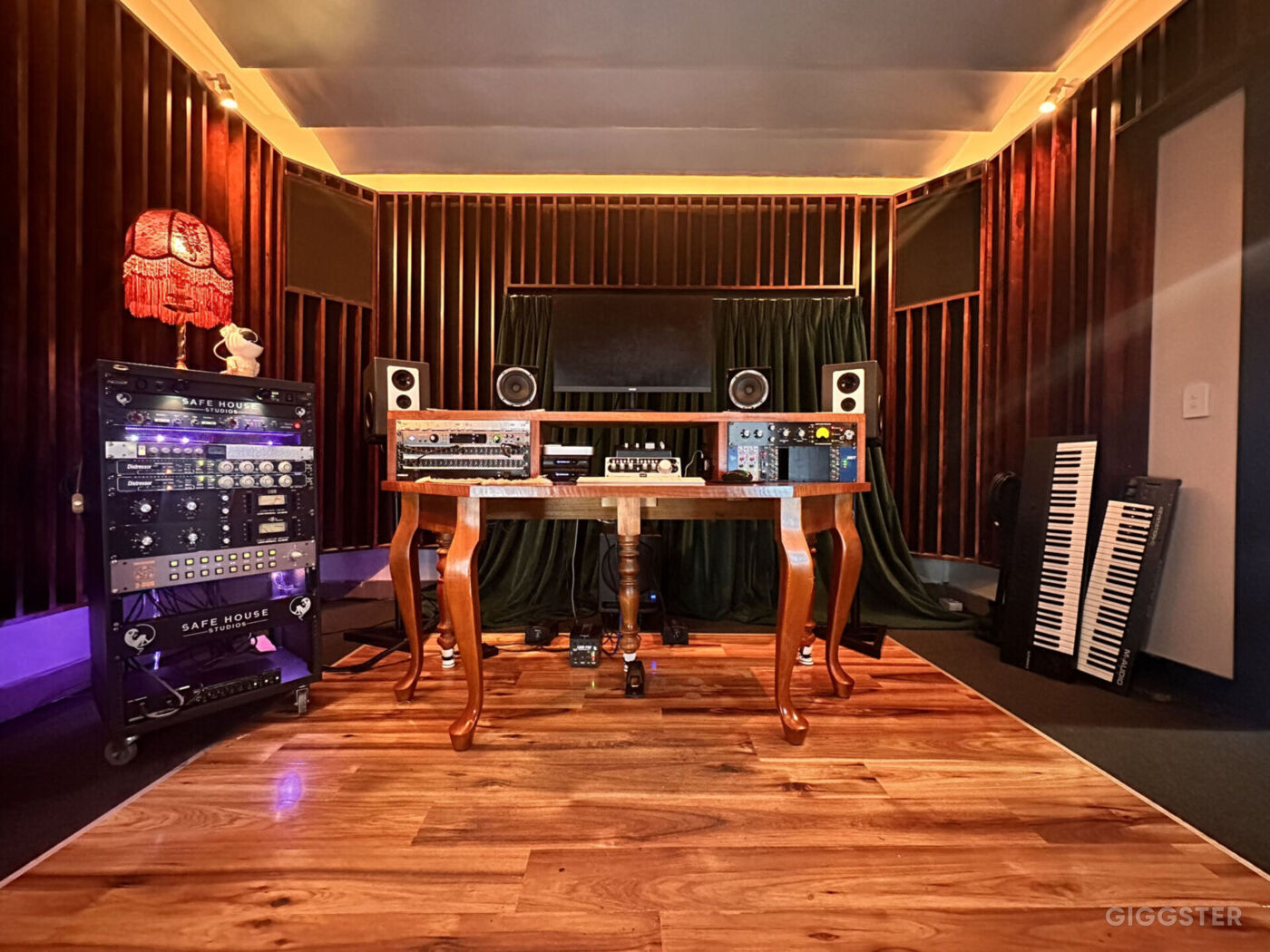 Timeshare Lease Rent Recording Music Studio | Rent this location on ...