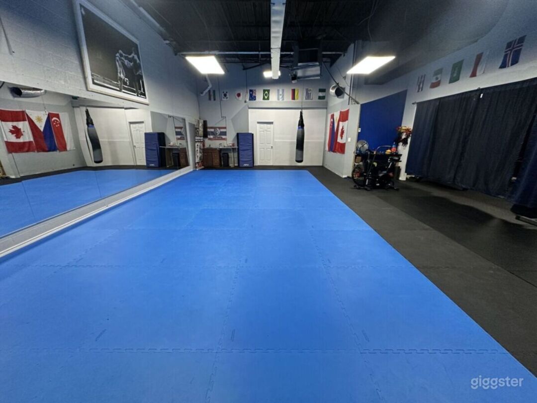 The Versatile Studio B (2,000 sq. ft.) | Rent this location on Giggster