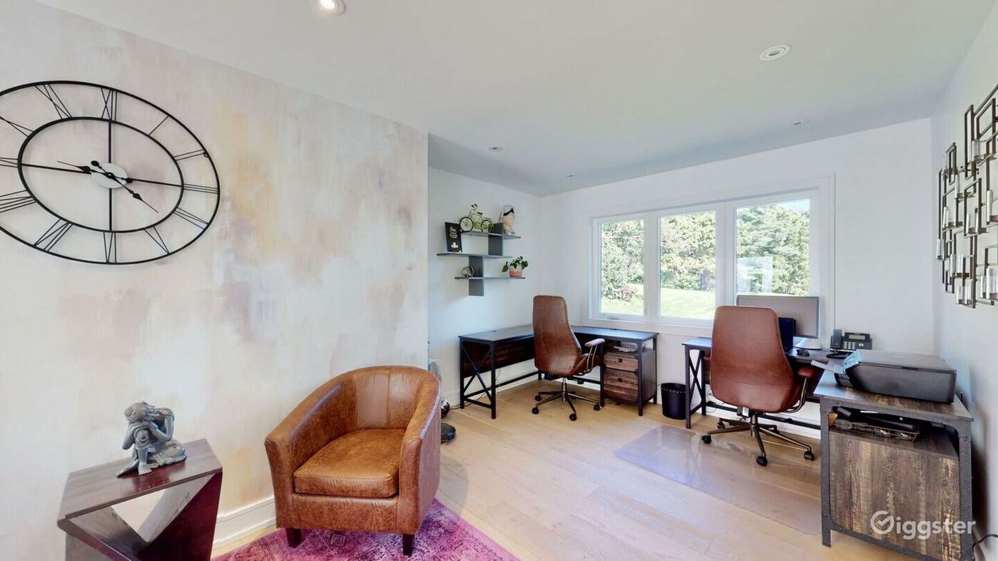 Contemporary Home With A 360 Degree View | Rent this location on Giggster