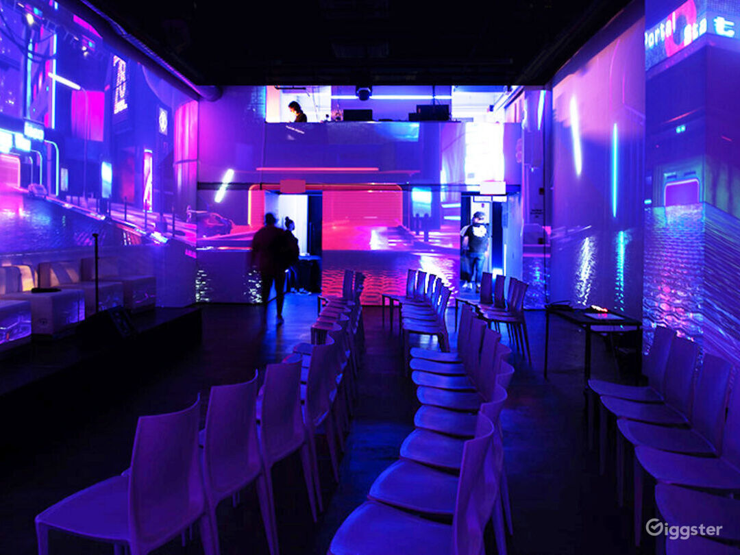 High-Tech Conference Room NYC | Multi-Level Venue Rental | Giggster