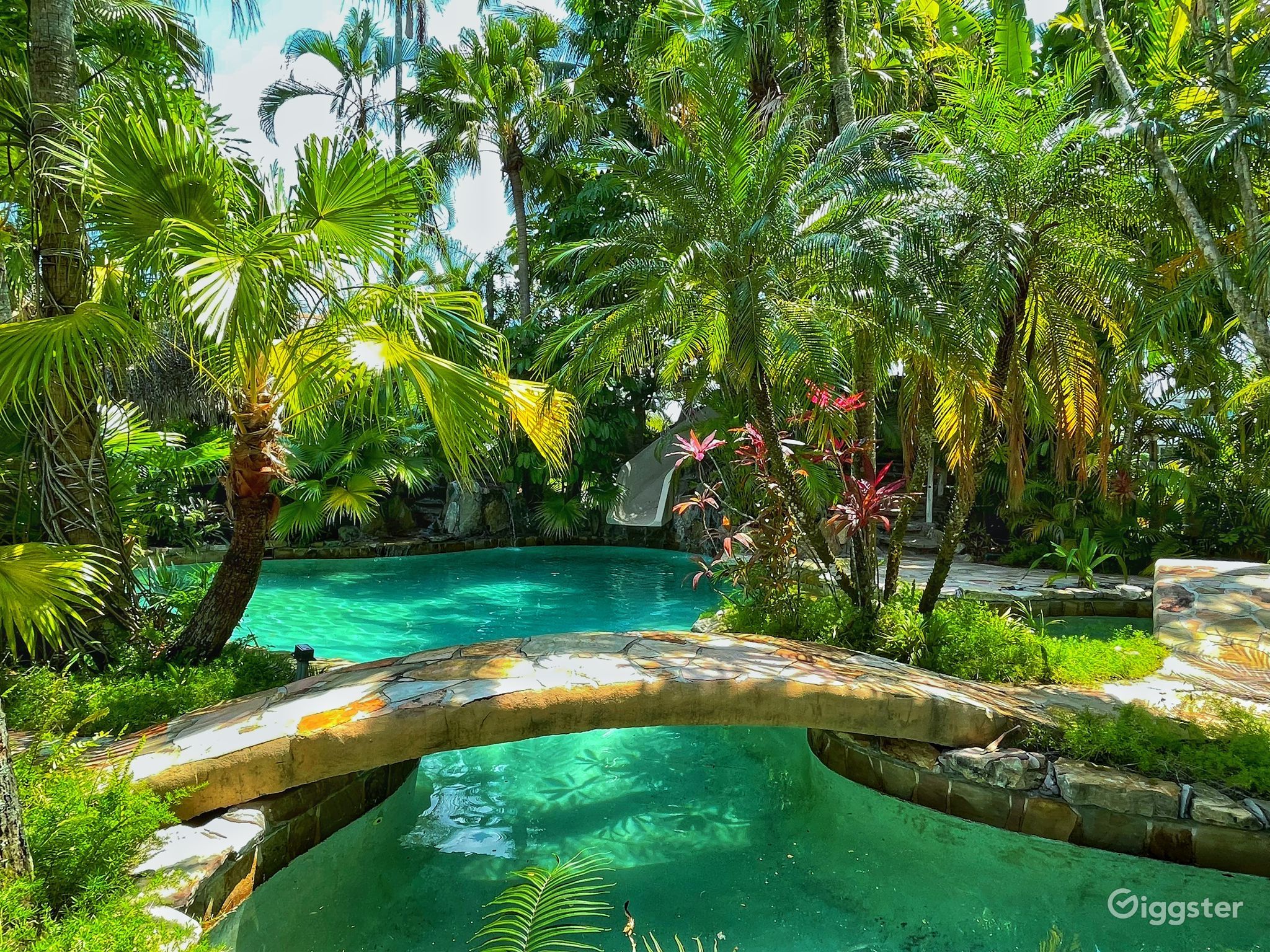 Secret Oasis Davie | Rent this location on Giggster