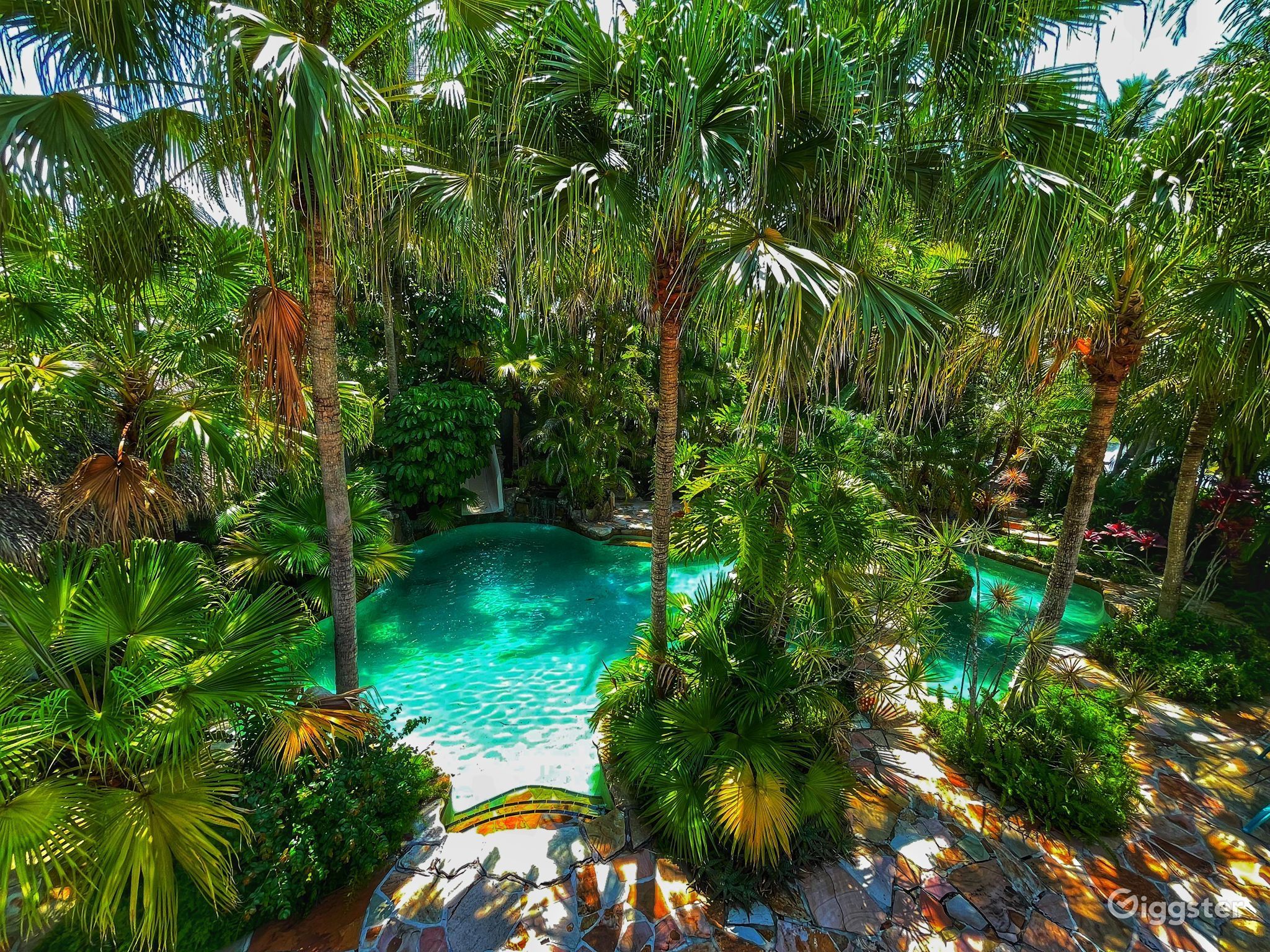 Secret Oasis Davie | Rent this location on Giggster