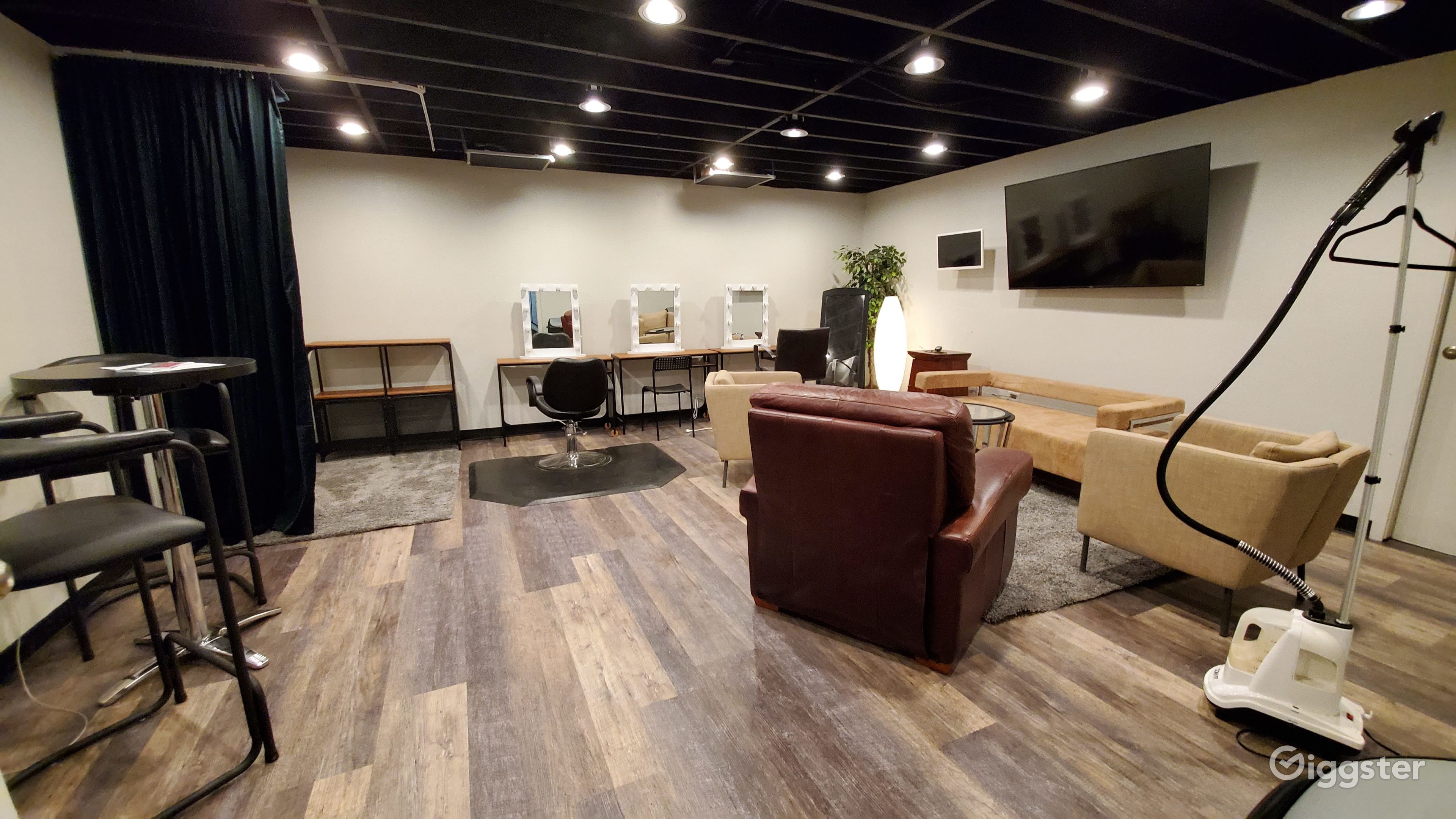 Sacramento Media Center Studio Rental | Rent this location on Giggster