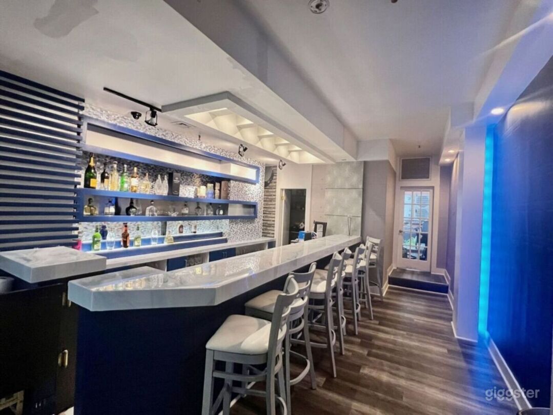 Sutton Bar | Rent this location on Giggster