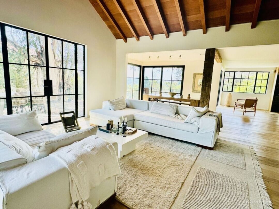Luxury zen oasis with breathtaking views | Rent this location on Giggster