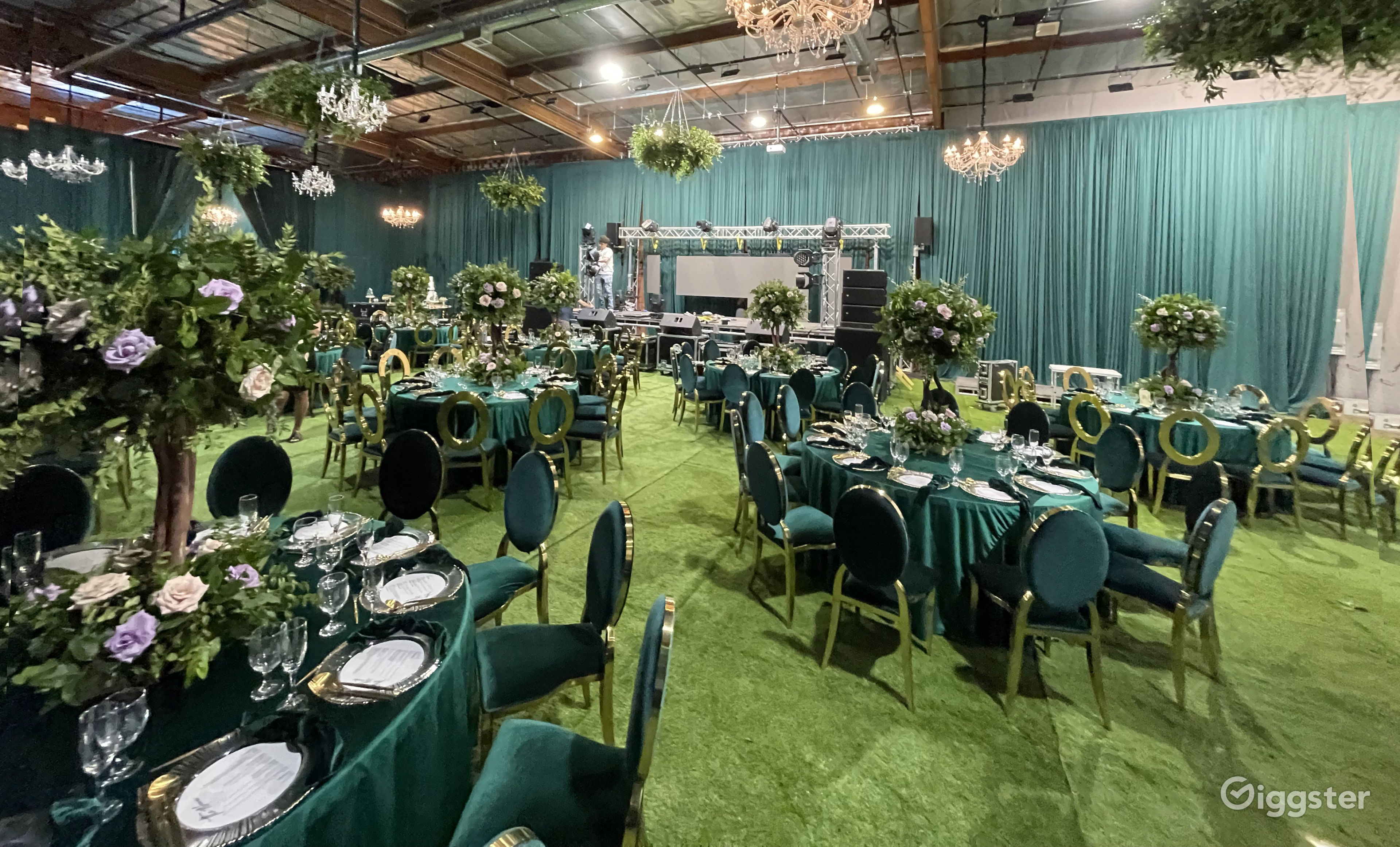 Studios West - Unique Film Stage Venue | Rent this location on Giggster