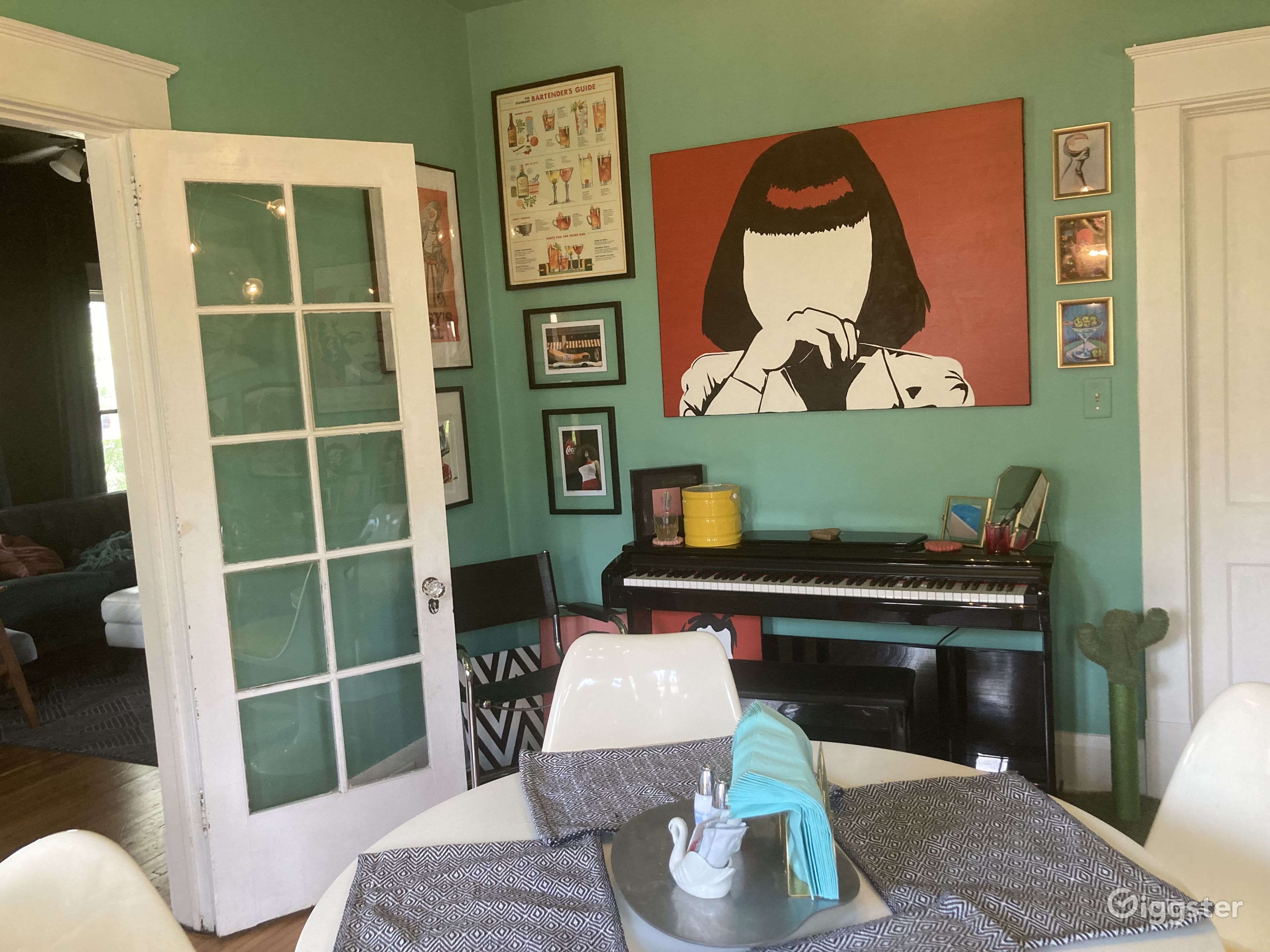1922 Craftsman House with Retro Interior | Rent this location on Giggster