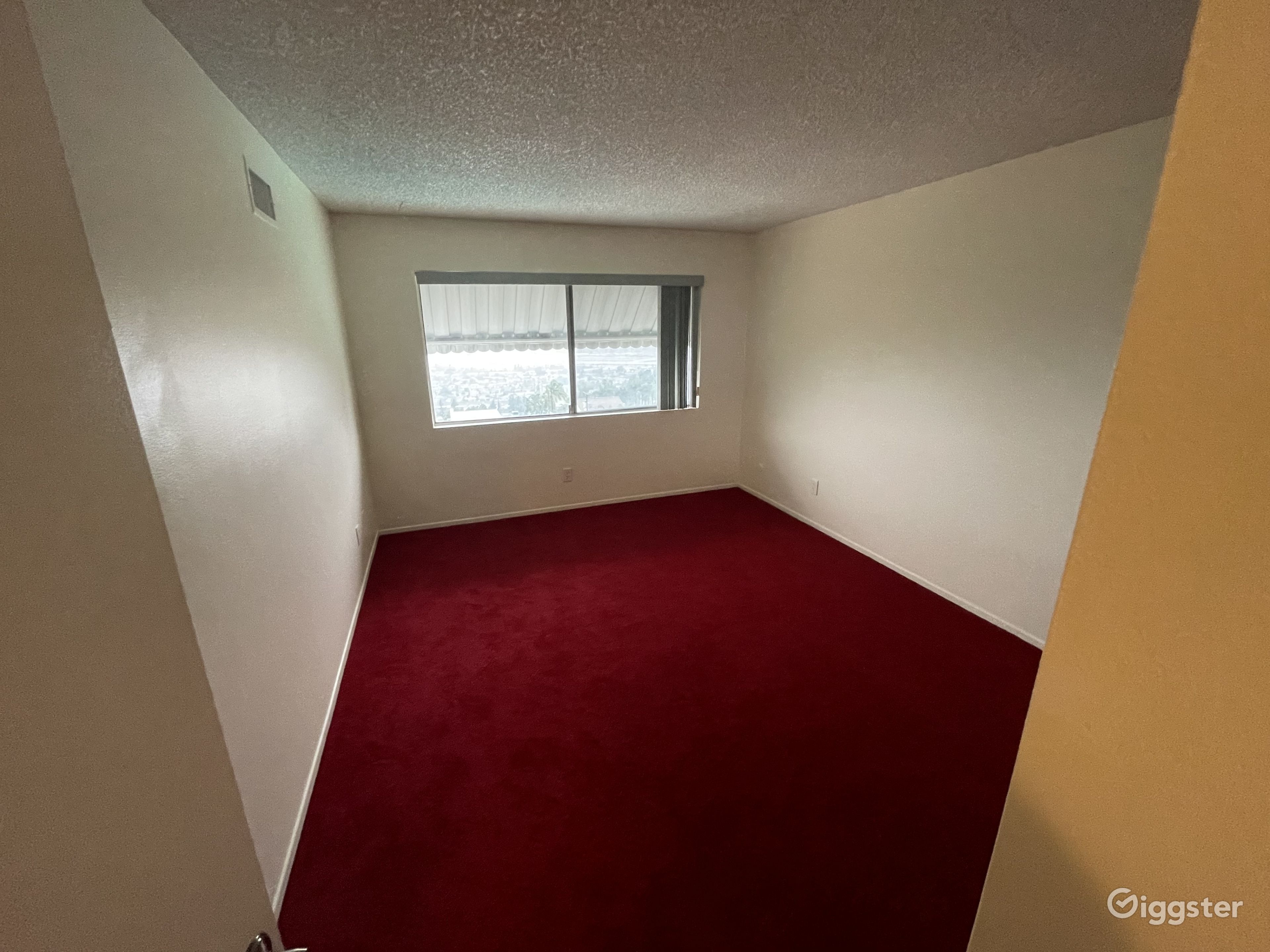 Vintage authentic Mid Century Boogie Nights House. Breathtaking views ...