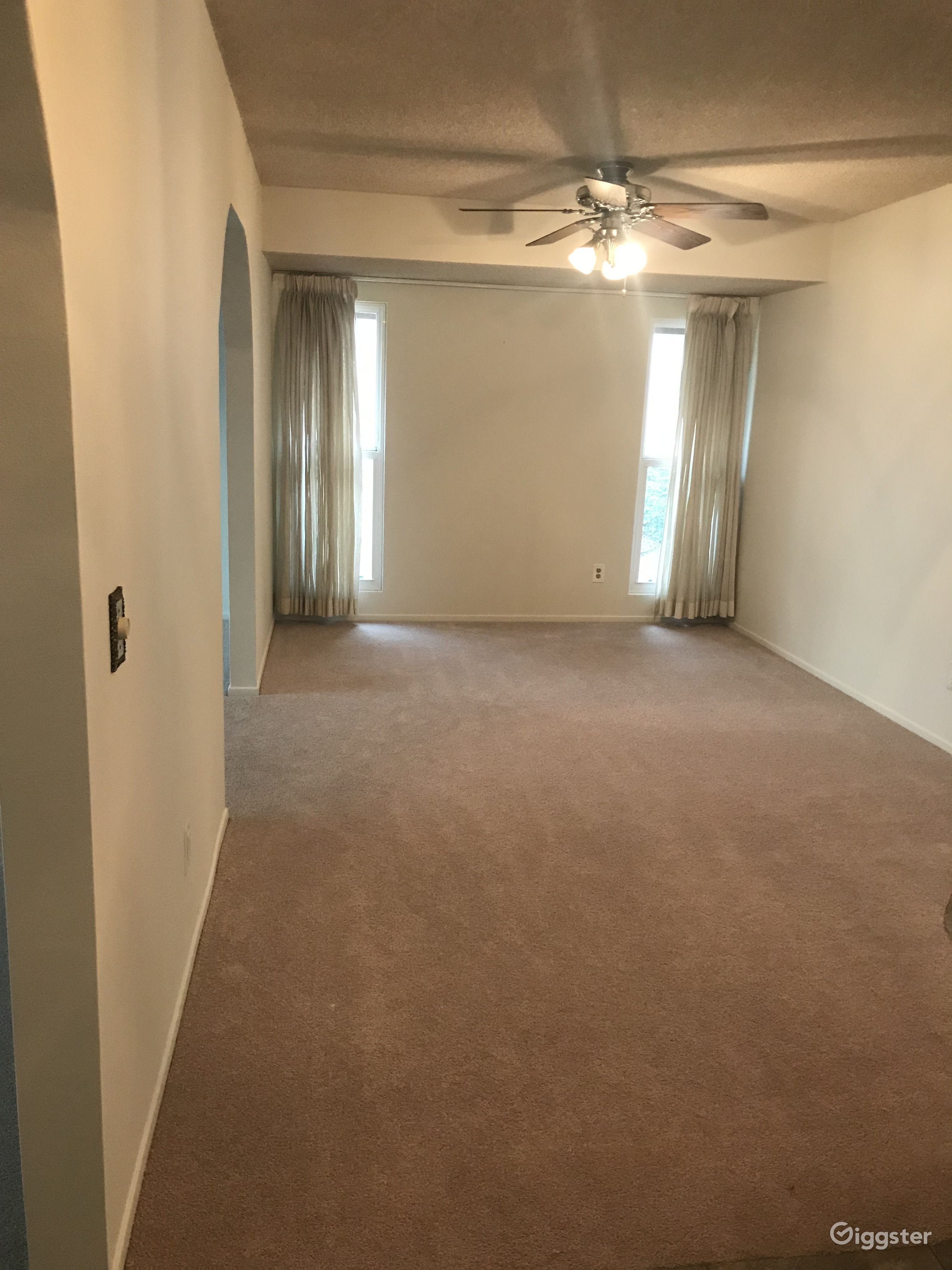 Vintage authentic Mid Century Boogie Nights House. Breathtaking views ...