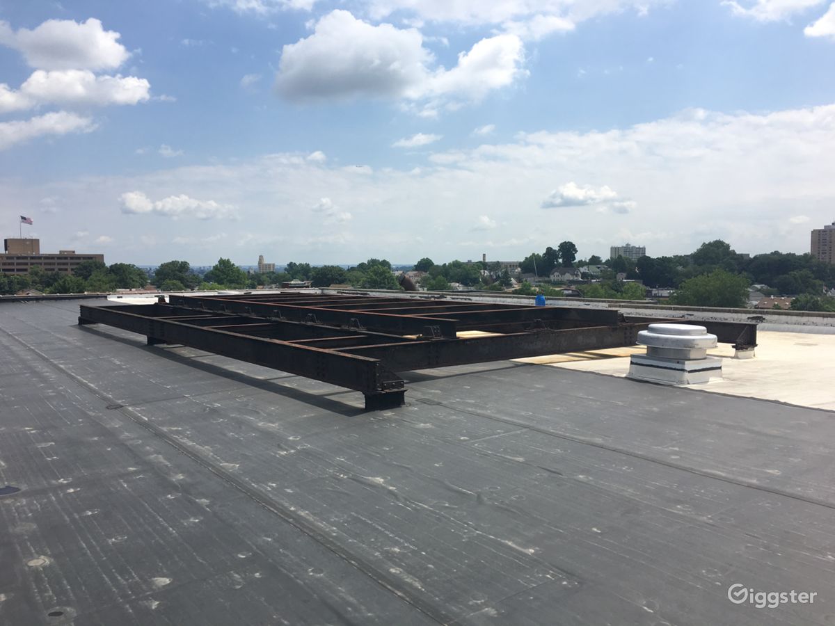 Awesome Industrial Rooftop & Exteriors | Rent this location on Giggster