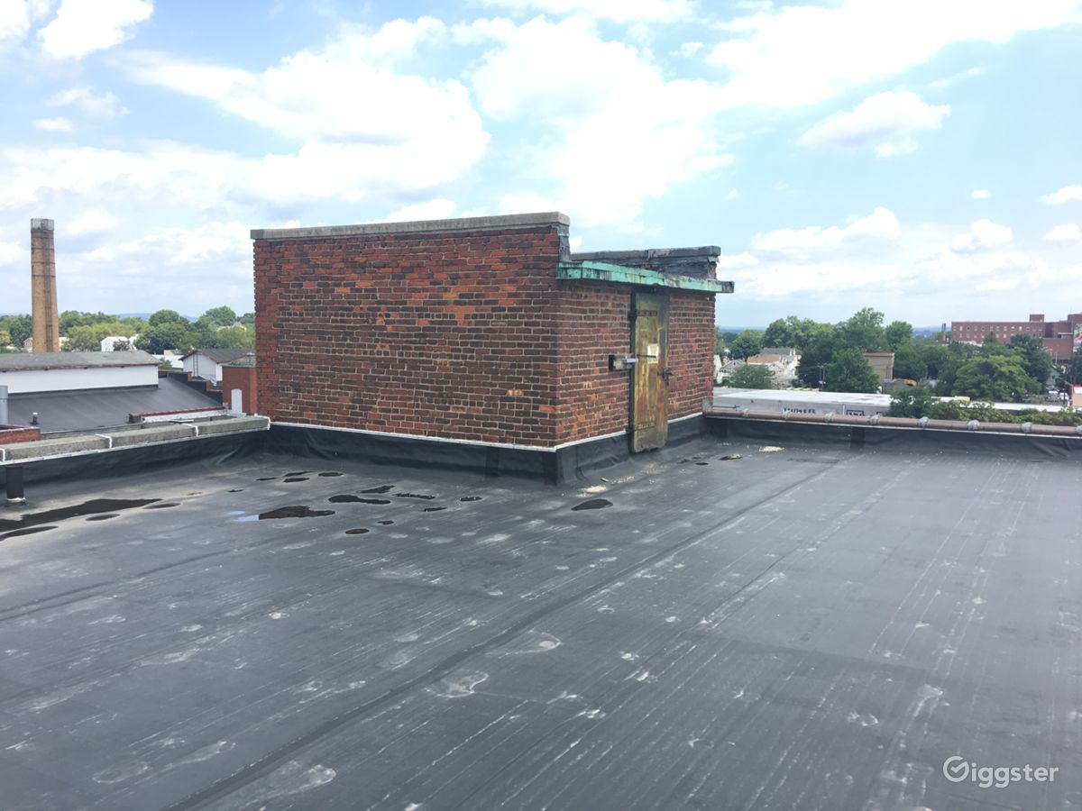 Awesome Industrial Rooftop & Exteriors | Rent this location on Giggster