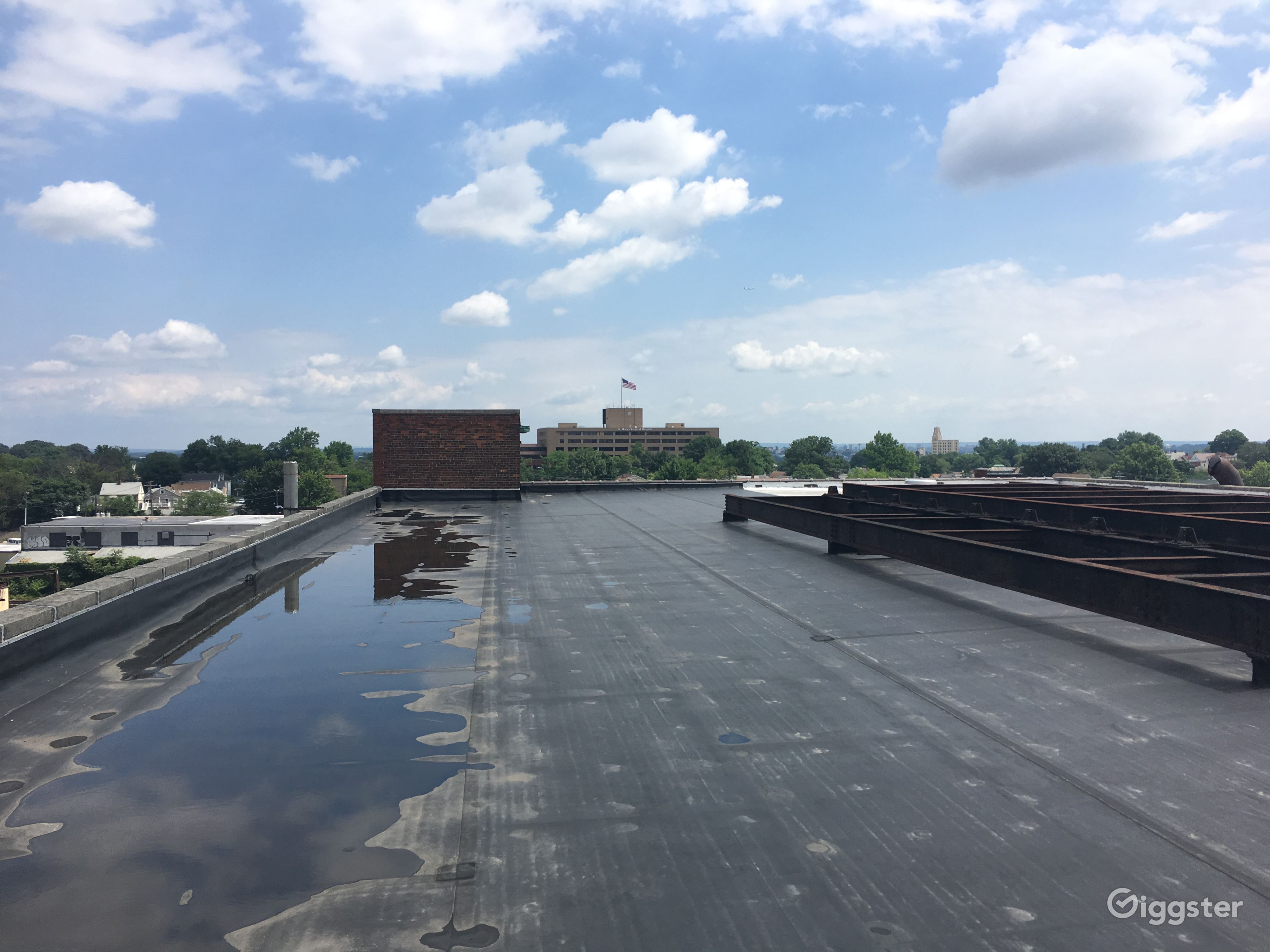 Awesome Industrial Rooftop & Exteriors | Rent this location on Giggster