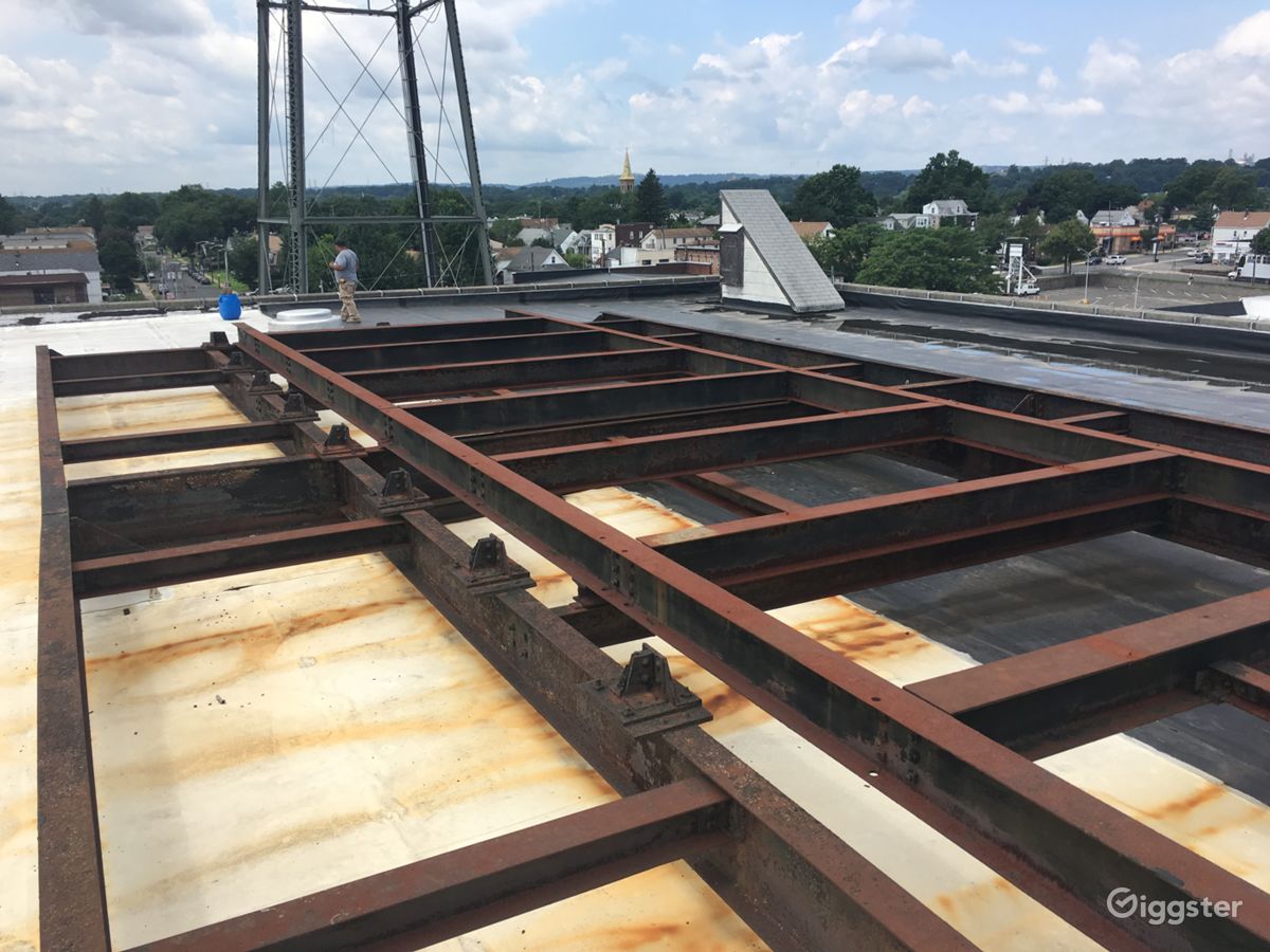 Awesome Industrial Rooftop & Exteriors | Rent this location on Giggster