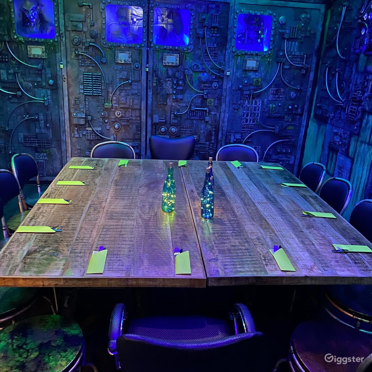 The Rocket Room | Rent this location on Giggster