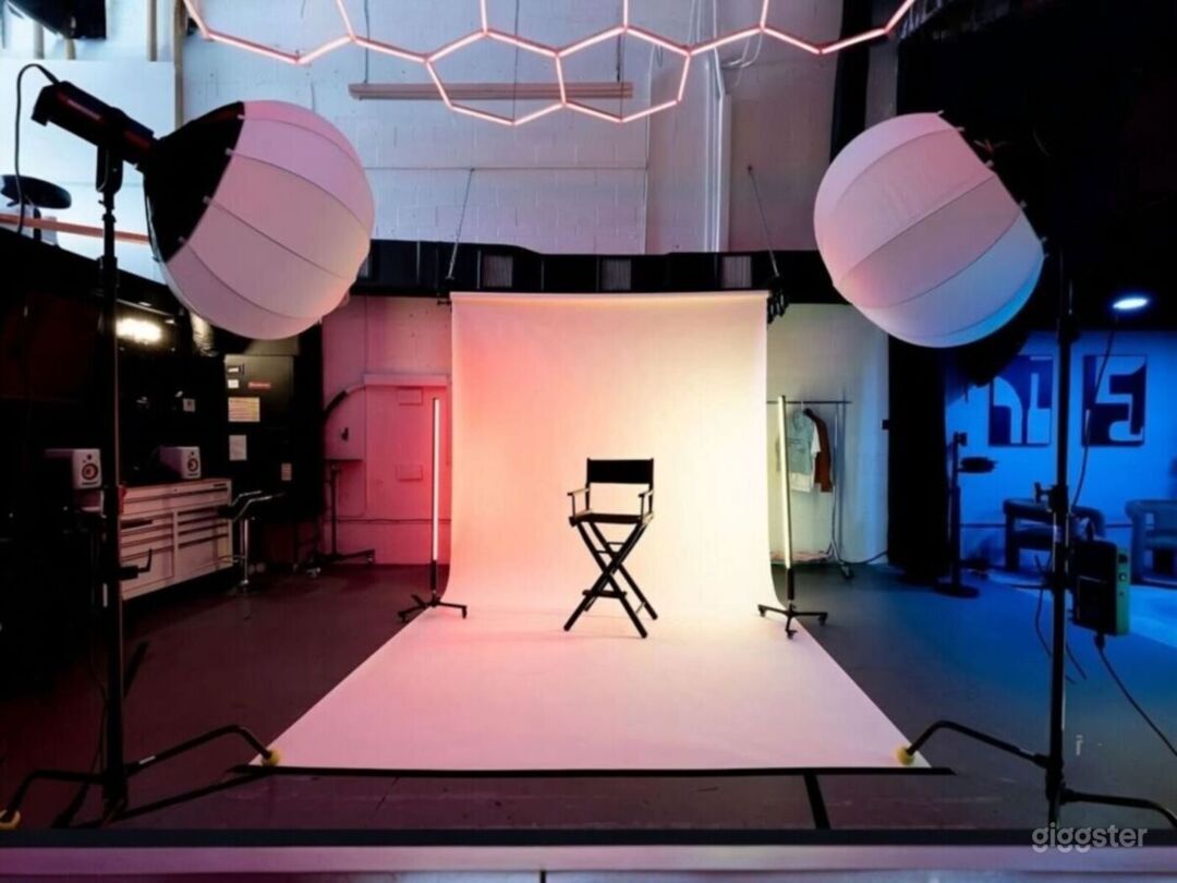Professional Studio & Event Venue in Miami | Rent this location on Giggster