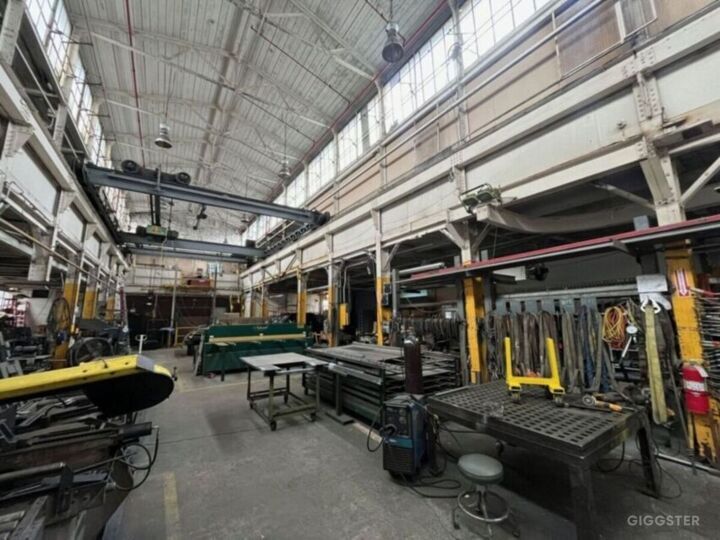 Huge industrial machine shop | Rent this location on Giggster