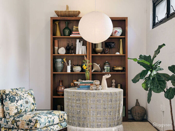 Corner Storefront Interior Design Studio | Rent this location on Giggster